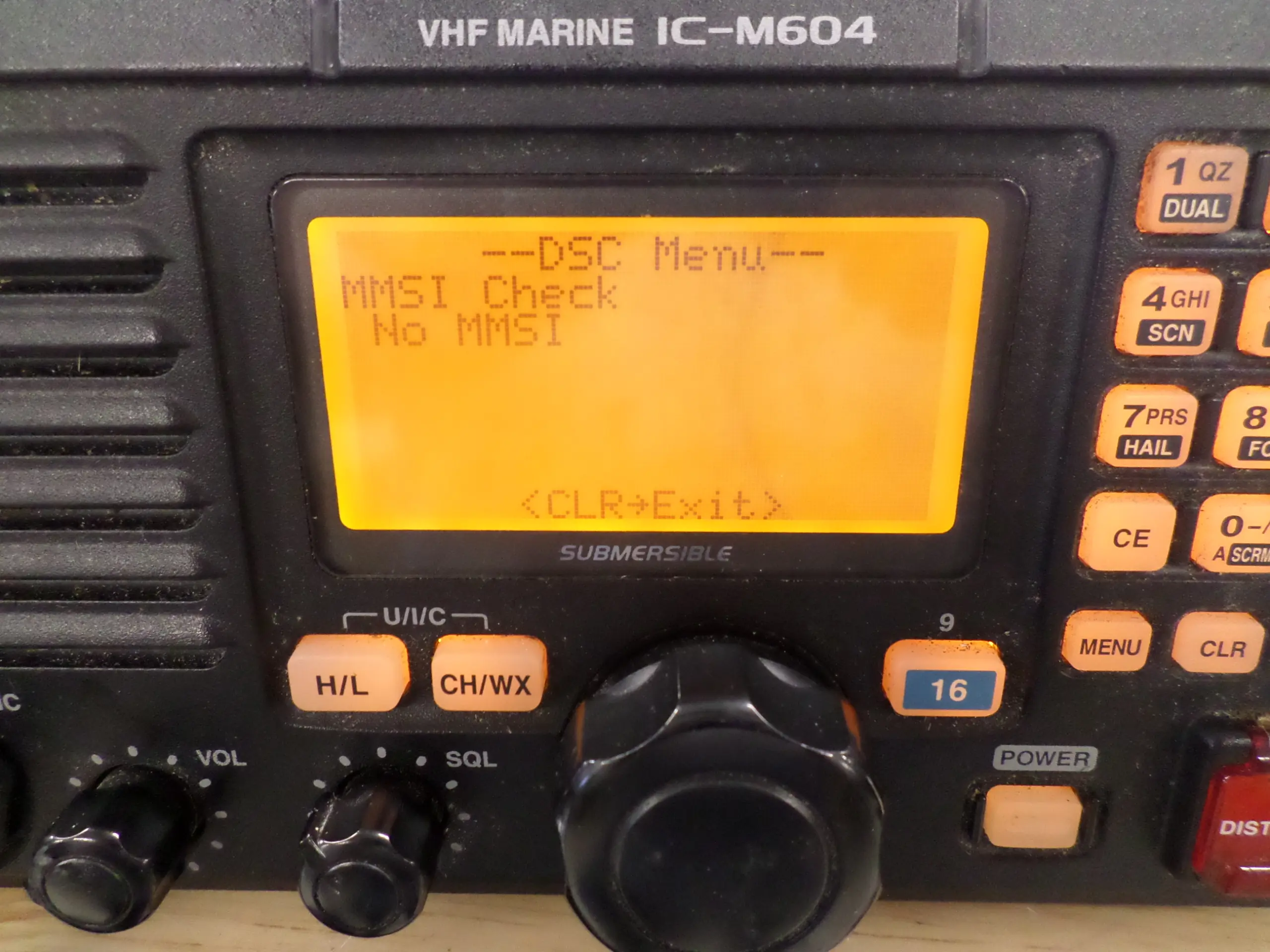 Icom IC-M604 Marine VHF w/ HM126 Fist Mic - Great Condition - Max ...