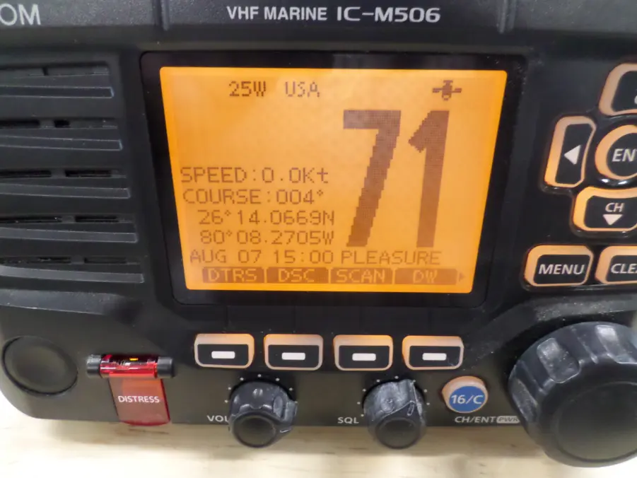 Icom IC-M506 Submersible Marine VHF Radio w/ HM-205 Fist Mic - Fully ...