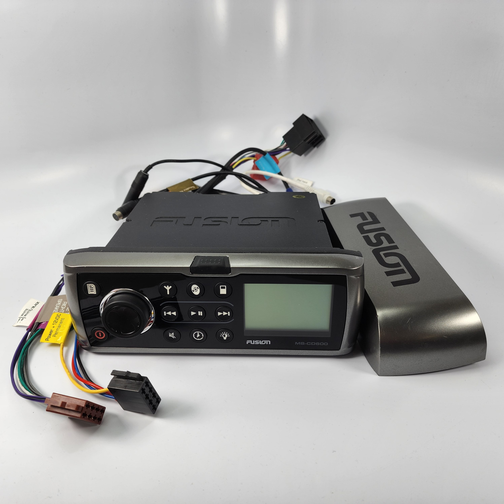Fusion MS-CD600 - Marine AM/FM Sirius/XM CD Entertainment System ...