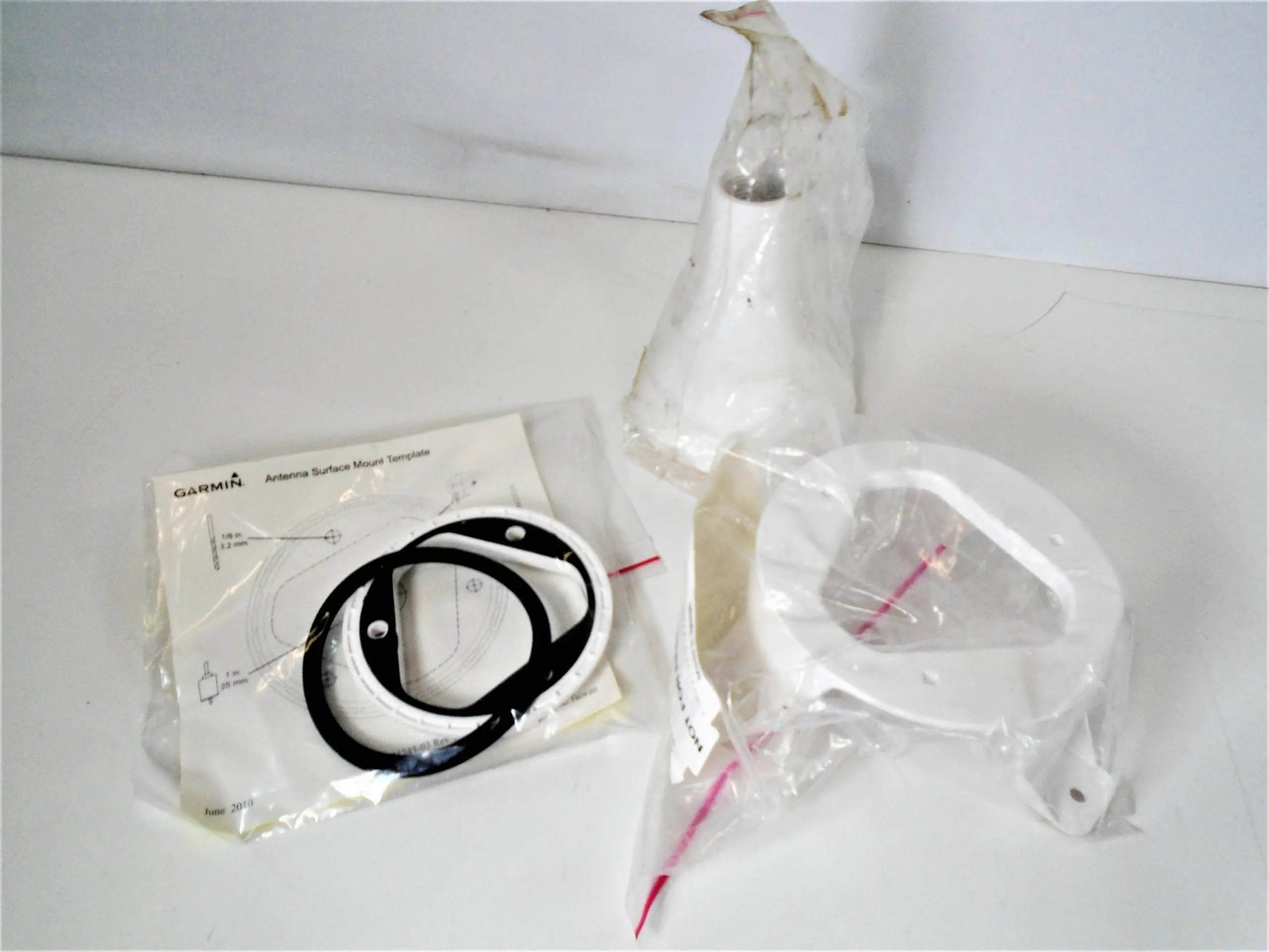 Garmin GPS 24XD Antenna w/Complete NMEA2000 Backbone Kit -New +3 Mounts ...