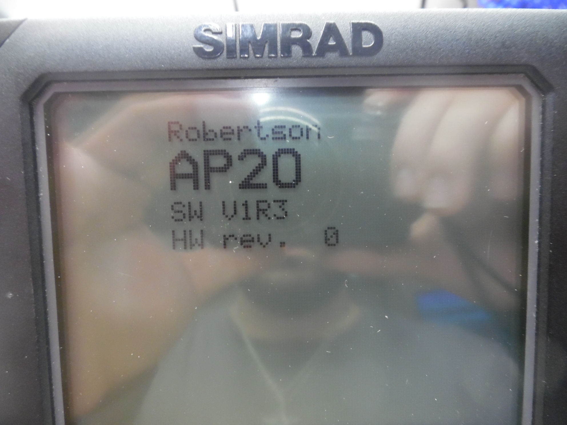 Simrad AP20 Autopilot Control Head-22084594 - Max Marine Electronics