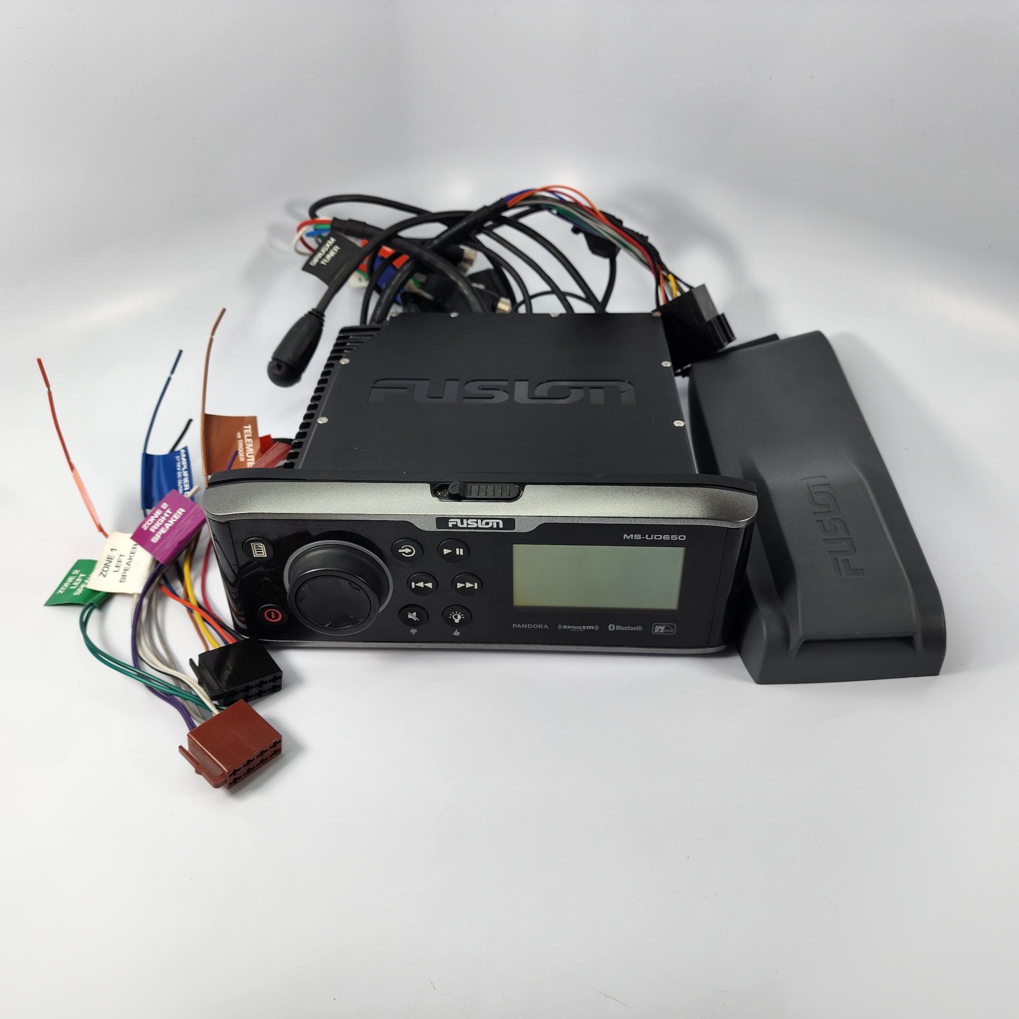 Fusion MS-UD650 Marine Entertainment System with Uni-Dock - Tested ...