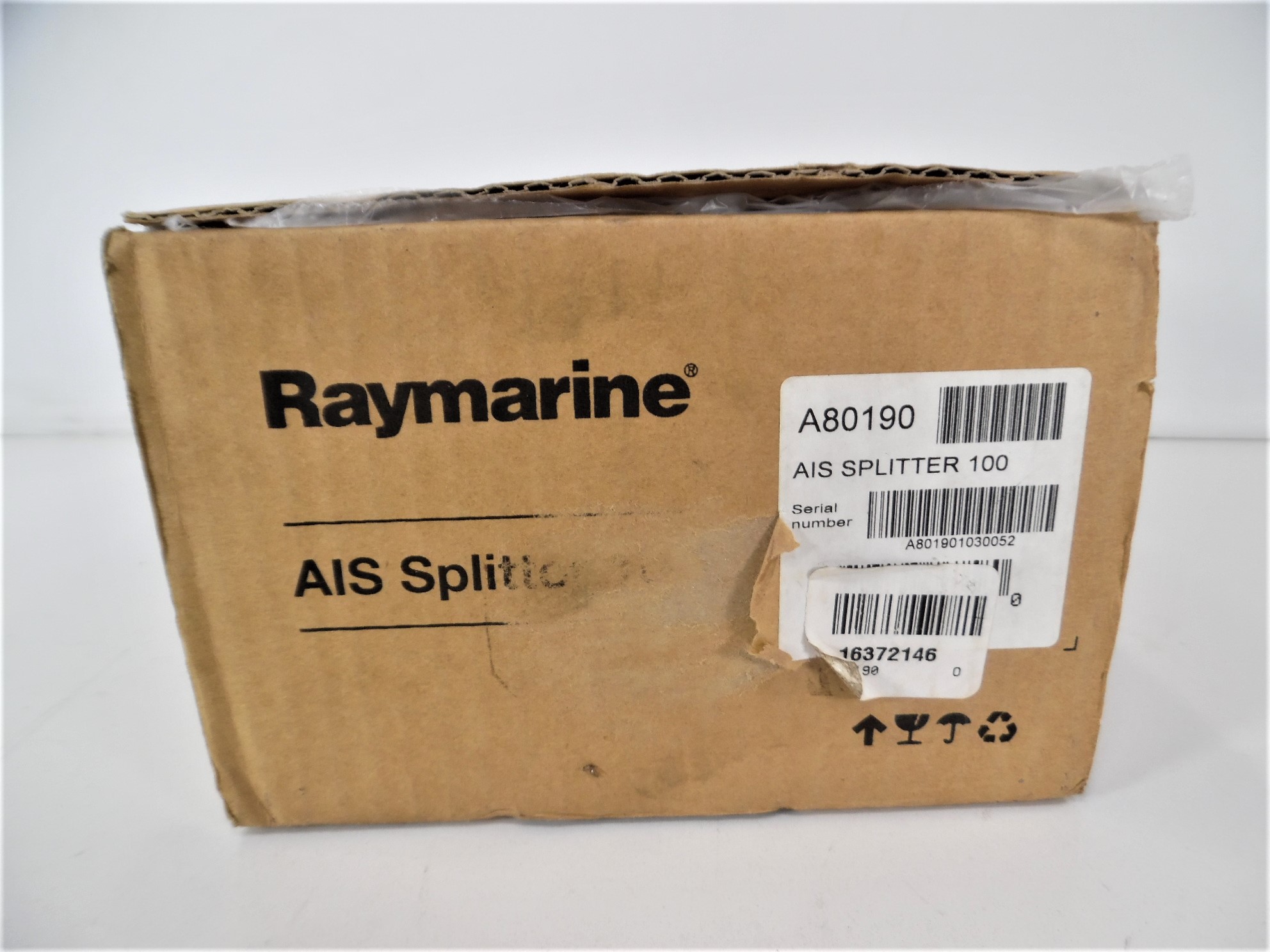 Raymarine - AIS Splitter 100 - A80190 - NEW OLD STOCK - COMPLETE - Max ...