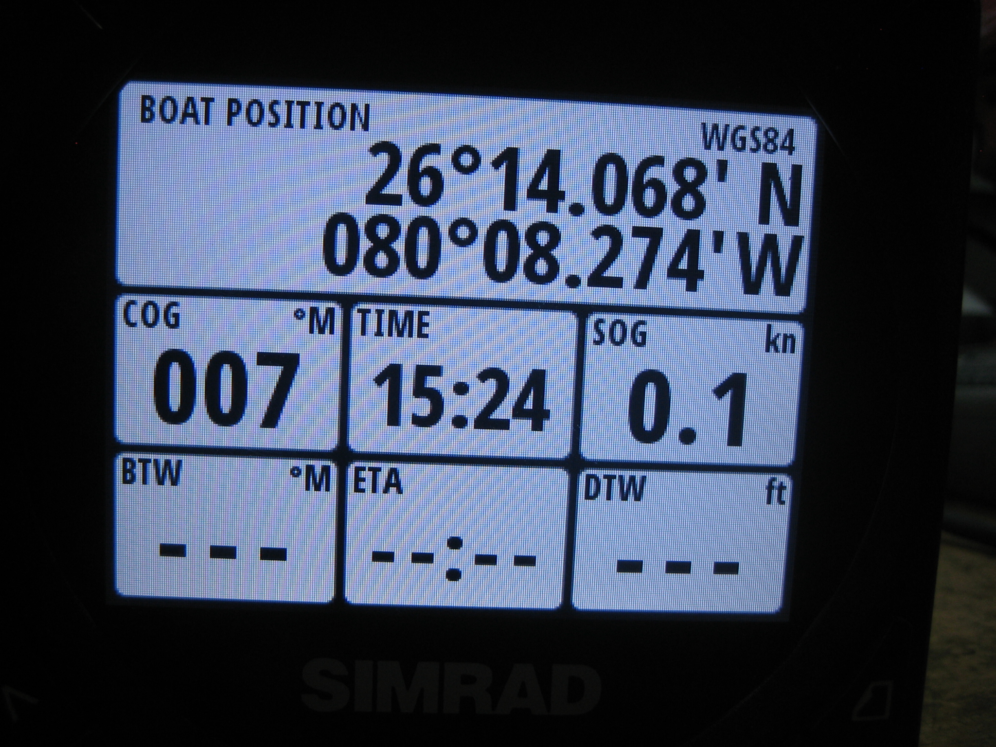 Simrad/Navico IS40 (B&G Triton) NMEA2000 Full Color Digital Instrument ...