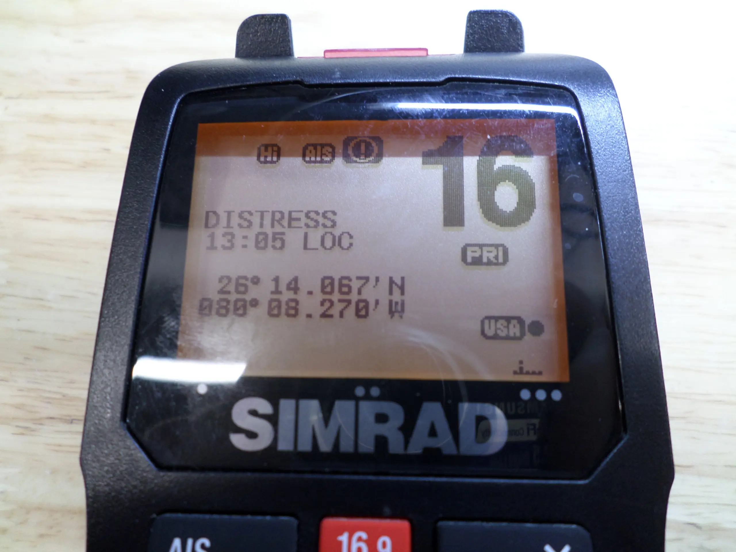 Simrad RS90 Black Box Marine VHF with AIS Receiver - Fully Tested - Max ...