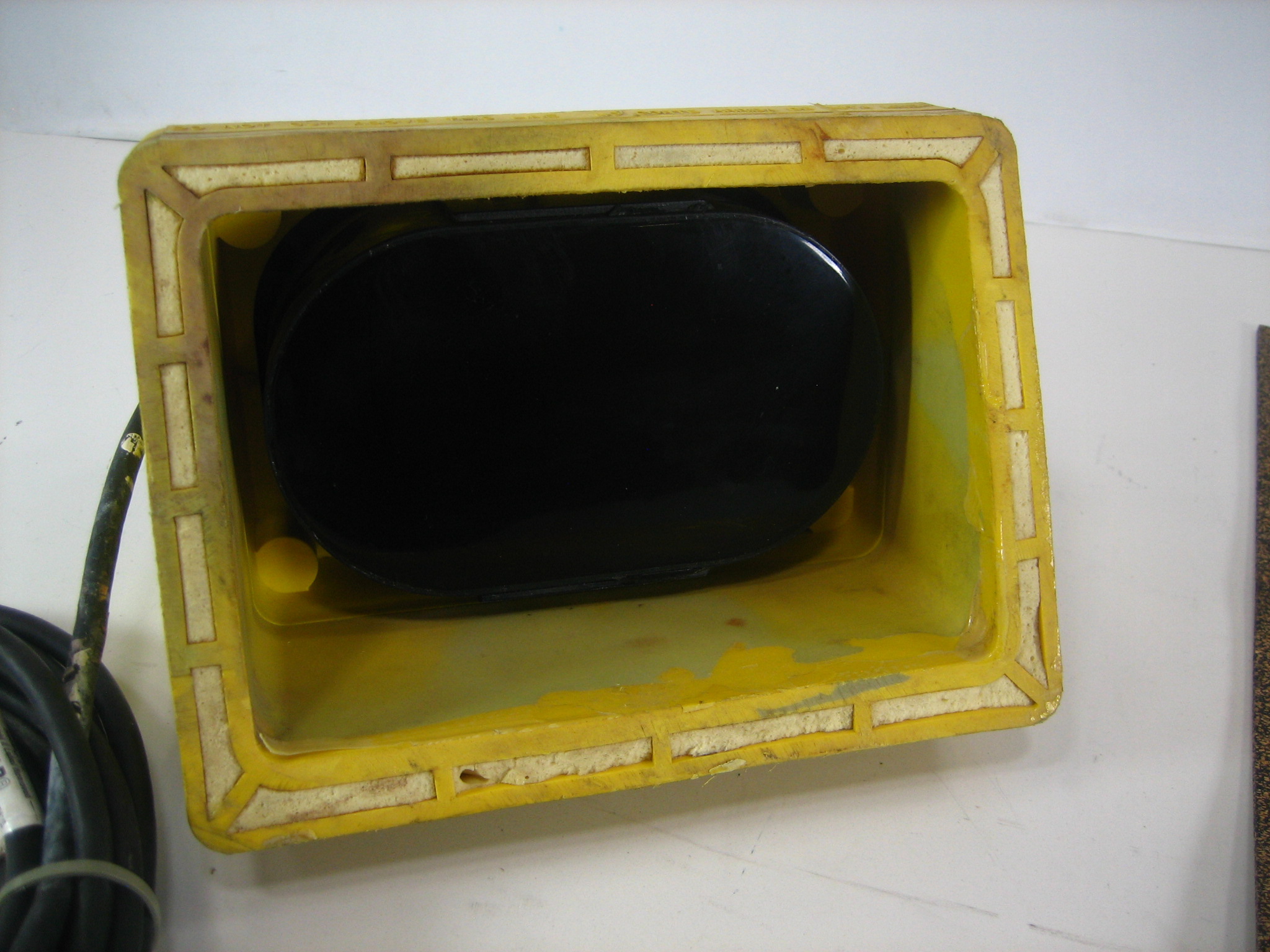 Airmar M265c-LM In-Hull CHIRP Transducer *TESTED* Simrad Raymarine ...