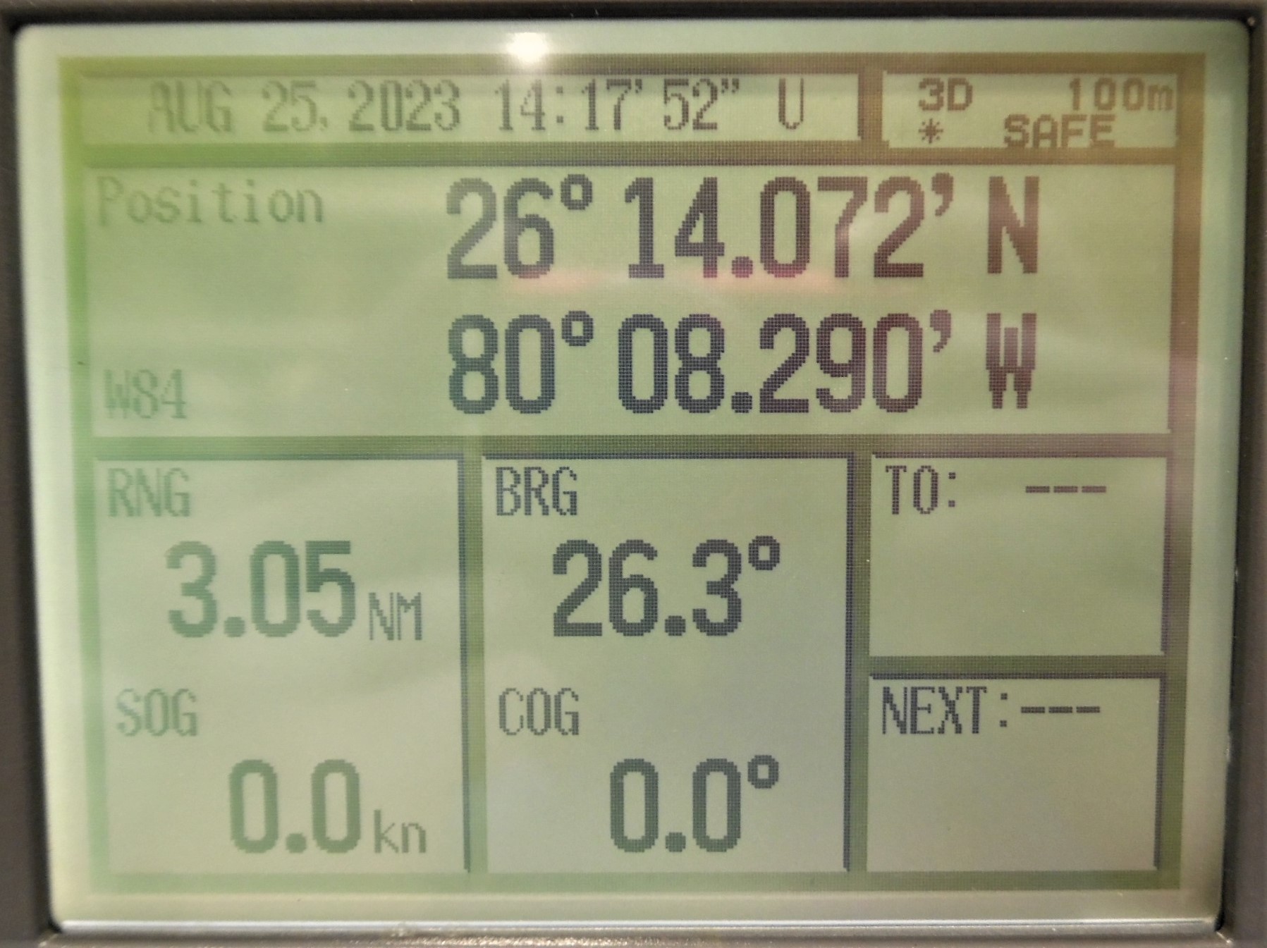 Furuno - GP-150D - GPS/WAAS/DGPS - Navigator Display W/ Power Cable ...