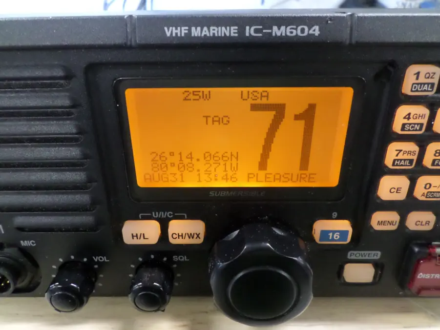 Icom IC-M604 Marine DSC VHF - Fully Tested - Great Condition - Max ...