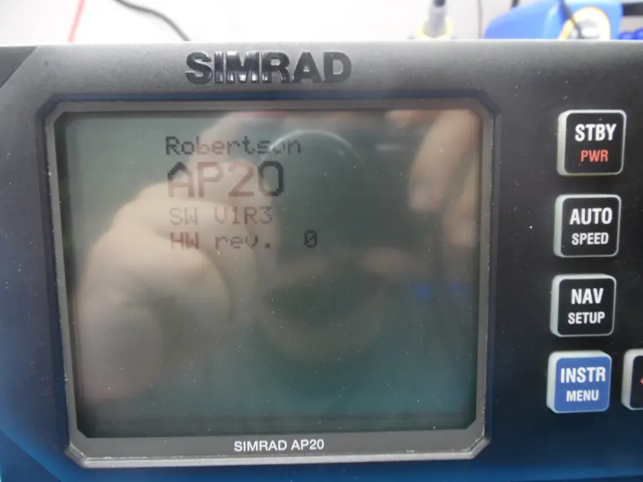 Simrad AP20 Autopilot Control Head-22084594 - Max Marine Electronics