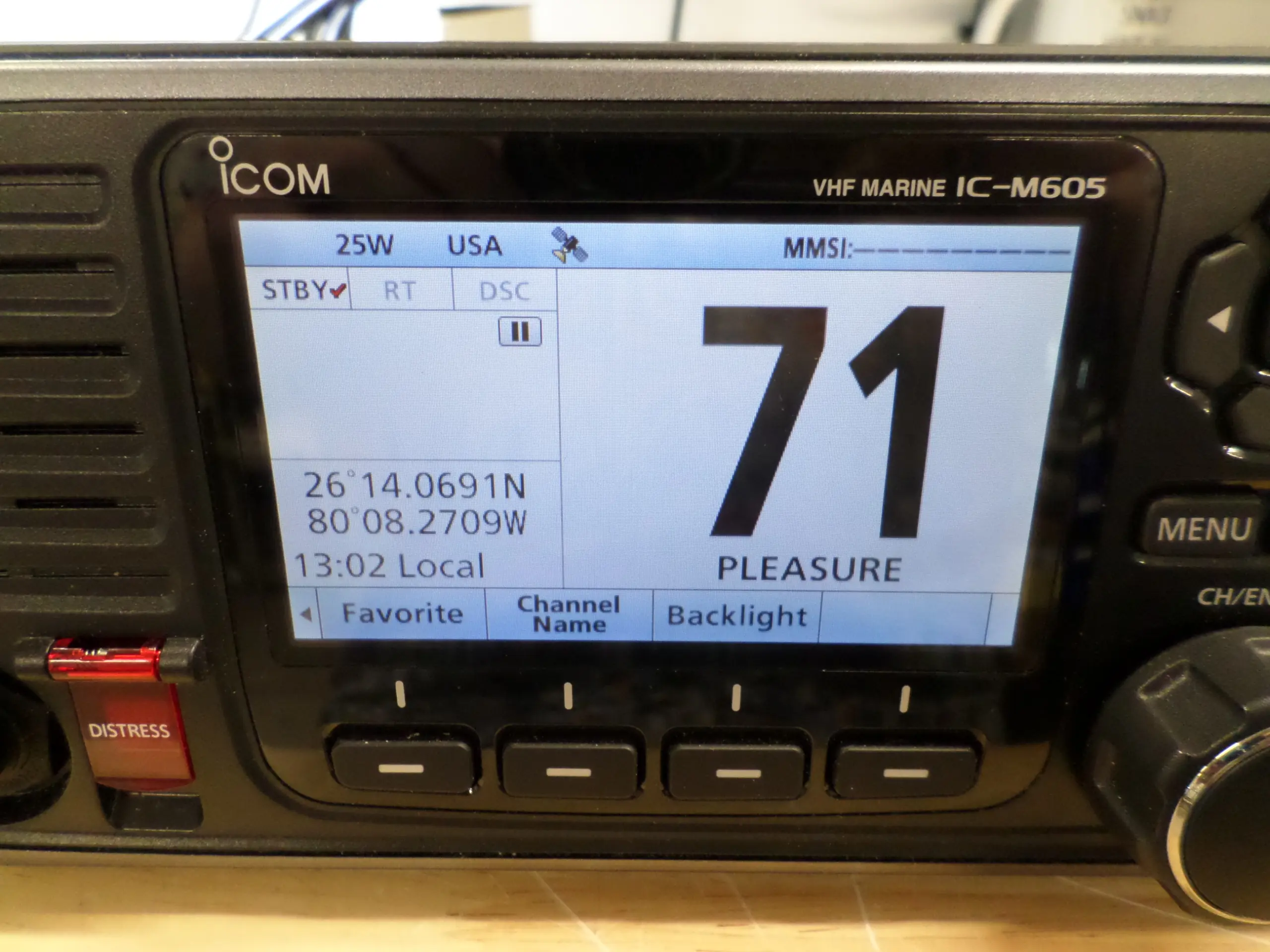 Icom IC-M605 Submersible Marine VHF Radio with Mic and Mounting ...