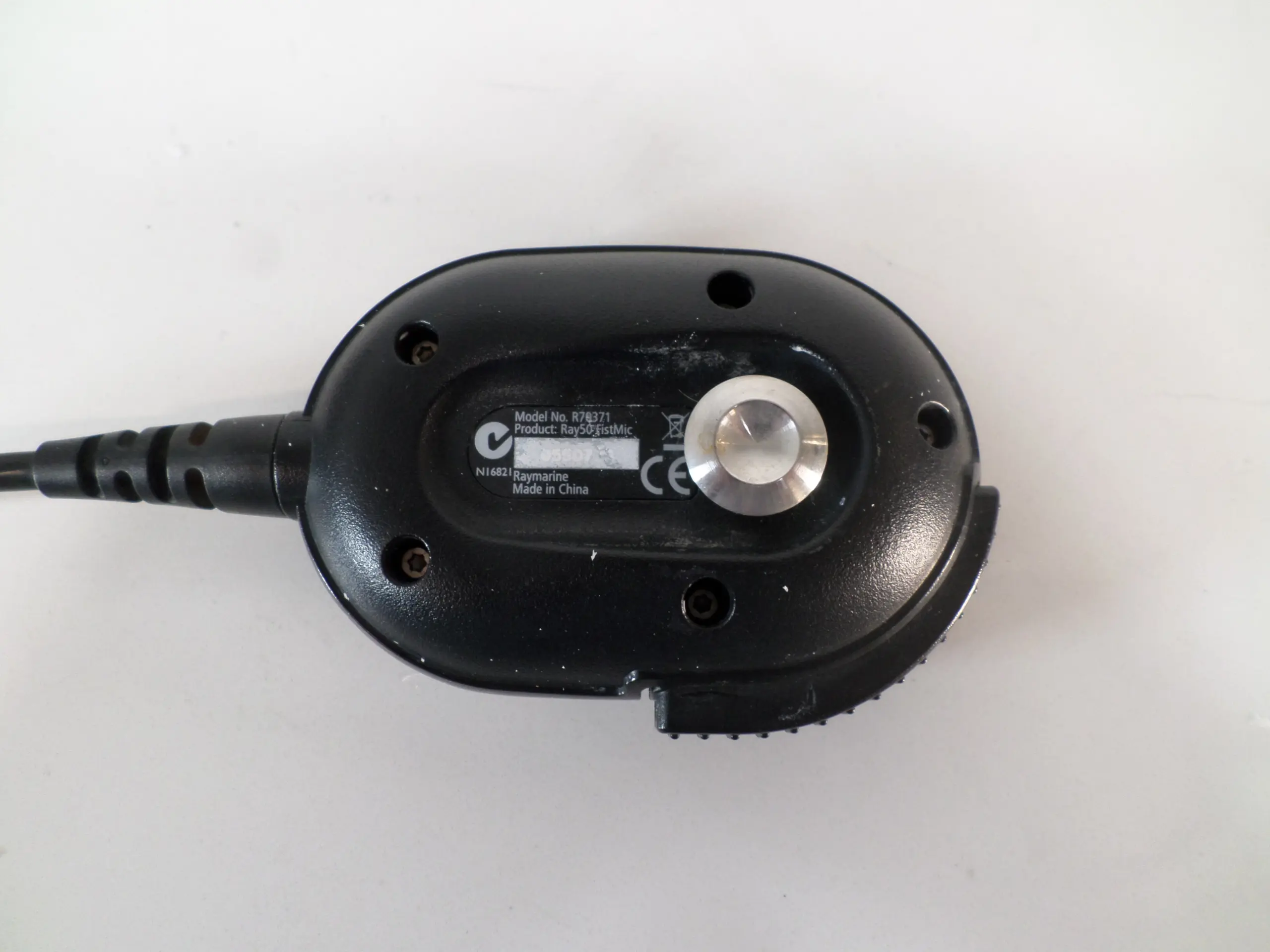 Raymarine RAY50 E70243 VHF with Attached Mic - Max Marine Electronics