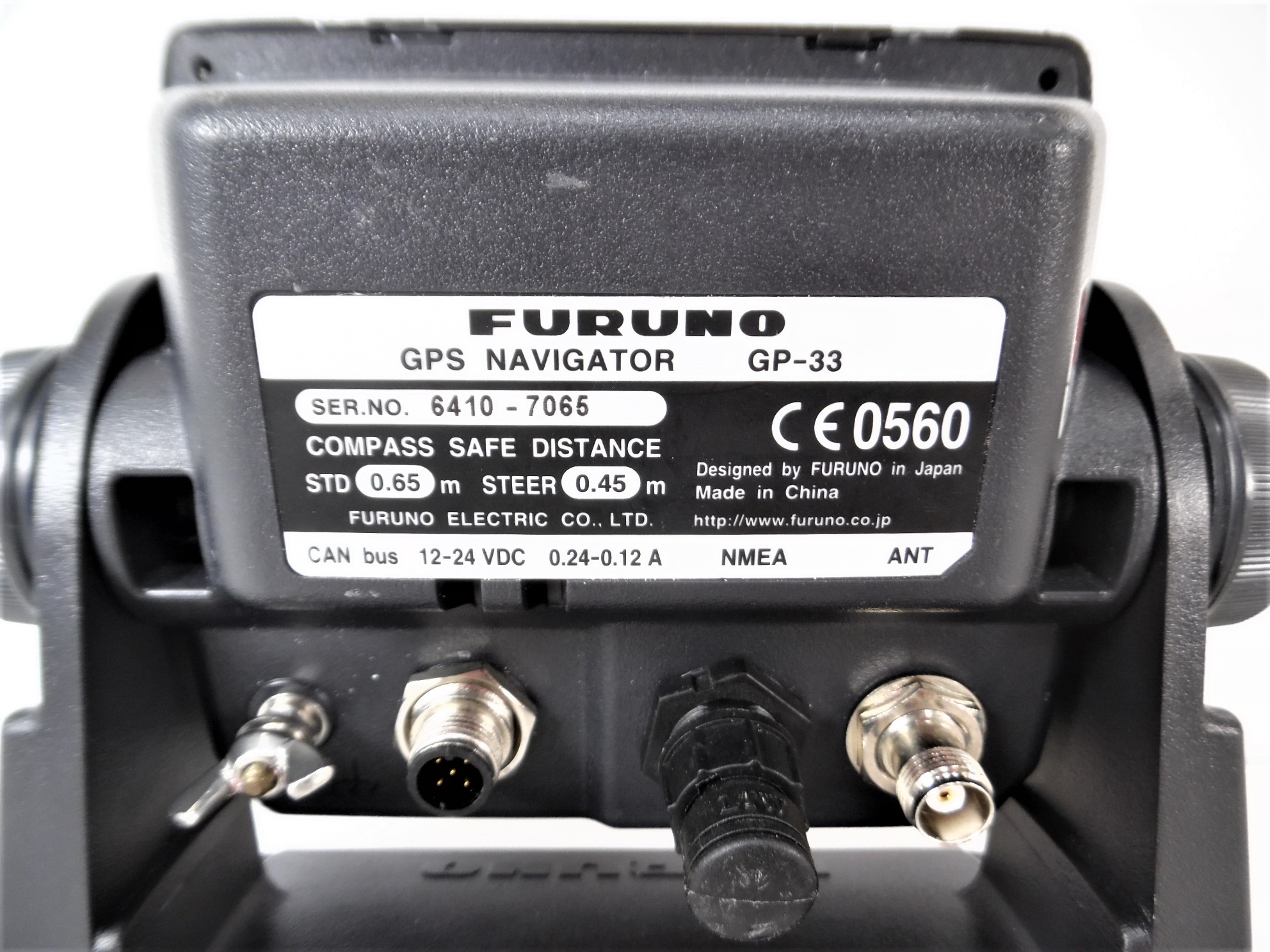 Furuno - GP-33 - GPS/WAAS Navigator - 4.3" Color LCD w/ Accessories ...