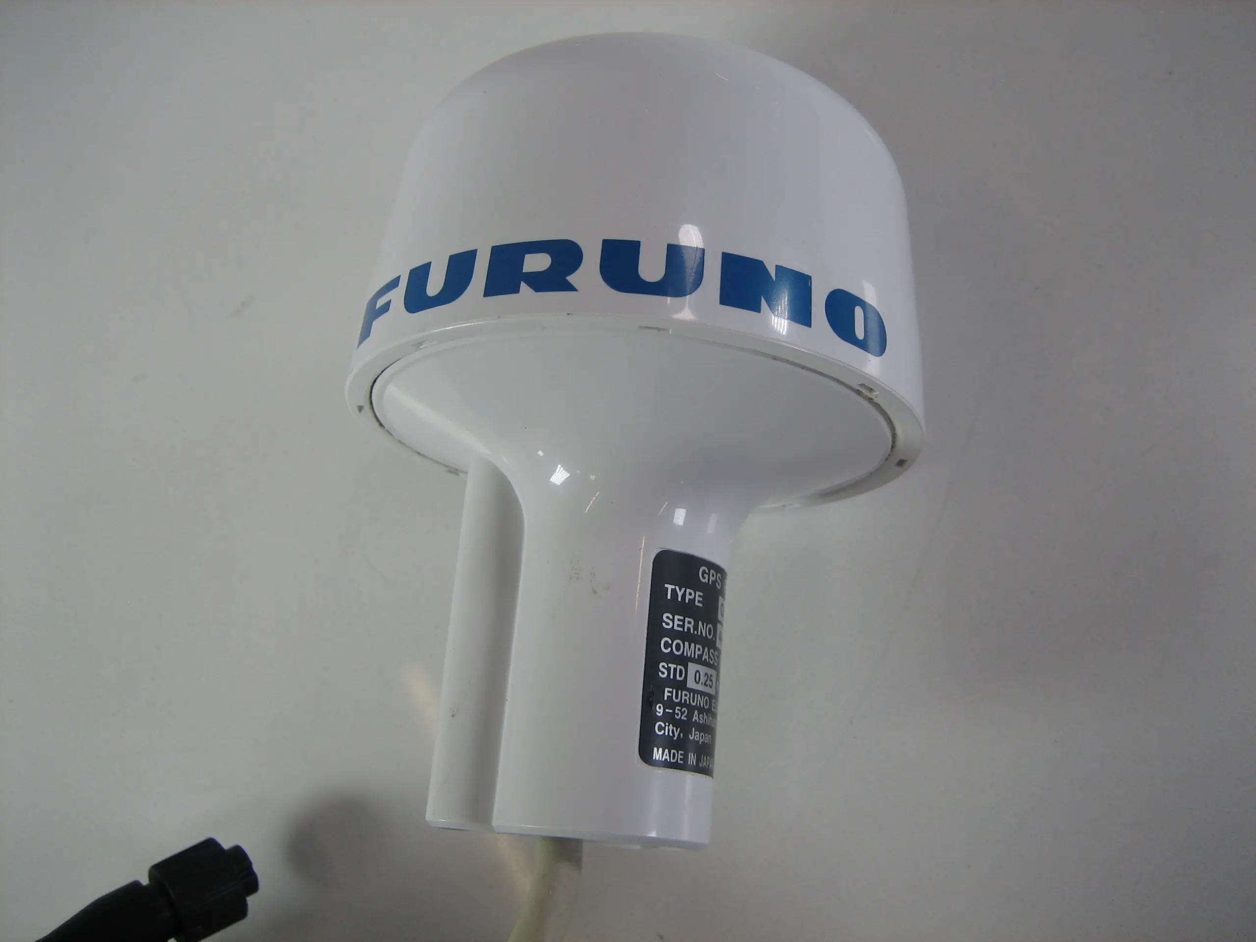 Furuno GP-320B GPS ANTENNA FOR Navnet VX1 VX2 3D – TESTED - Max Marine ...