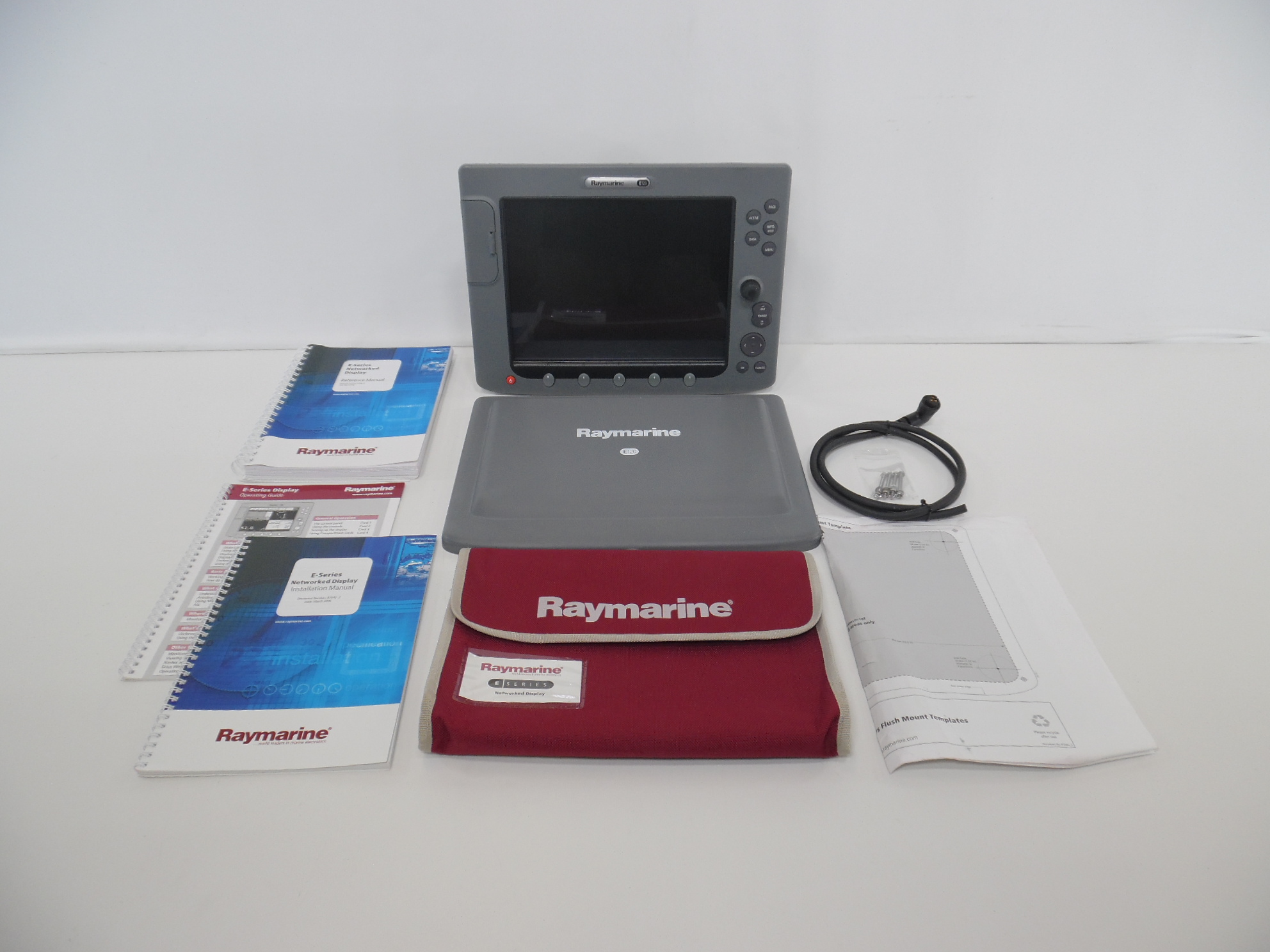 Raymarine E120 Classic Display E02013 w/ Bezel & Sun Cover ...
