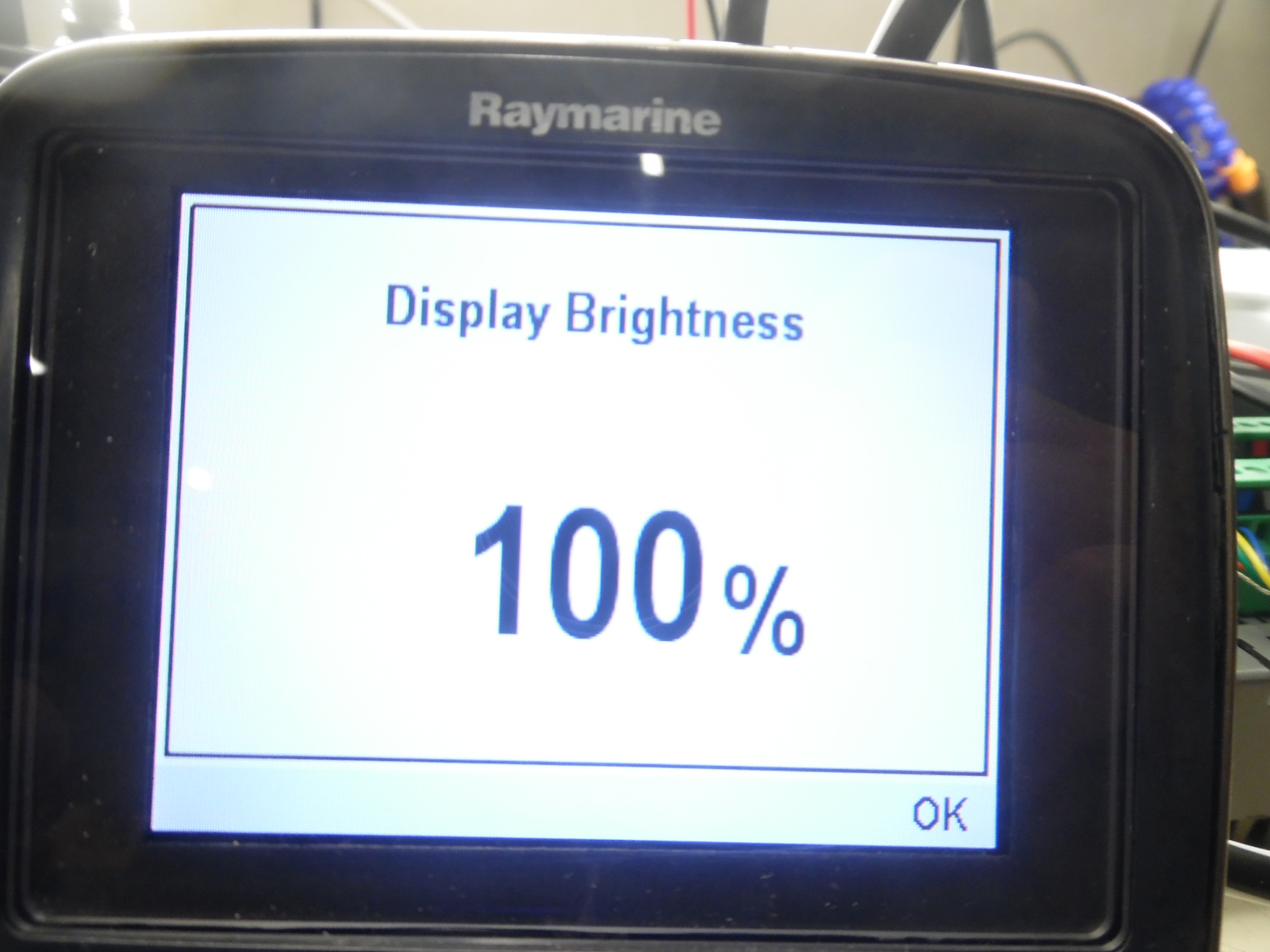 Raymarine/P70 Color Seatalk NG Autopilot Display E22166 - Max Marine ...