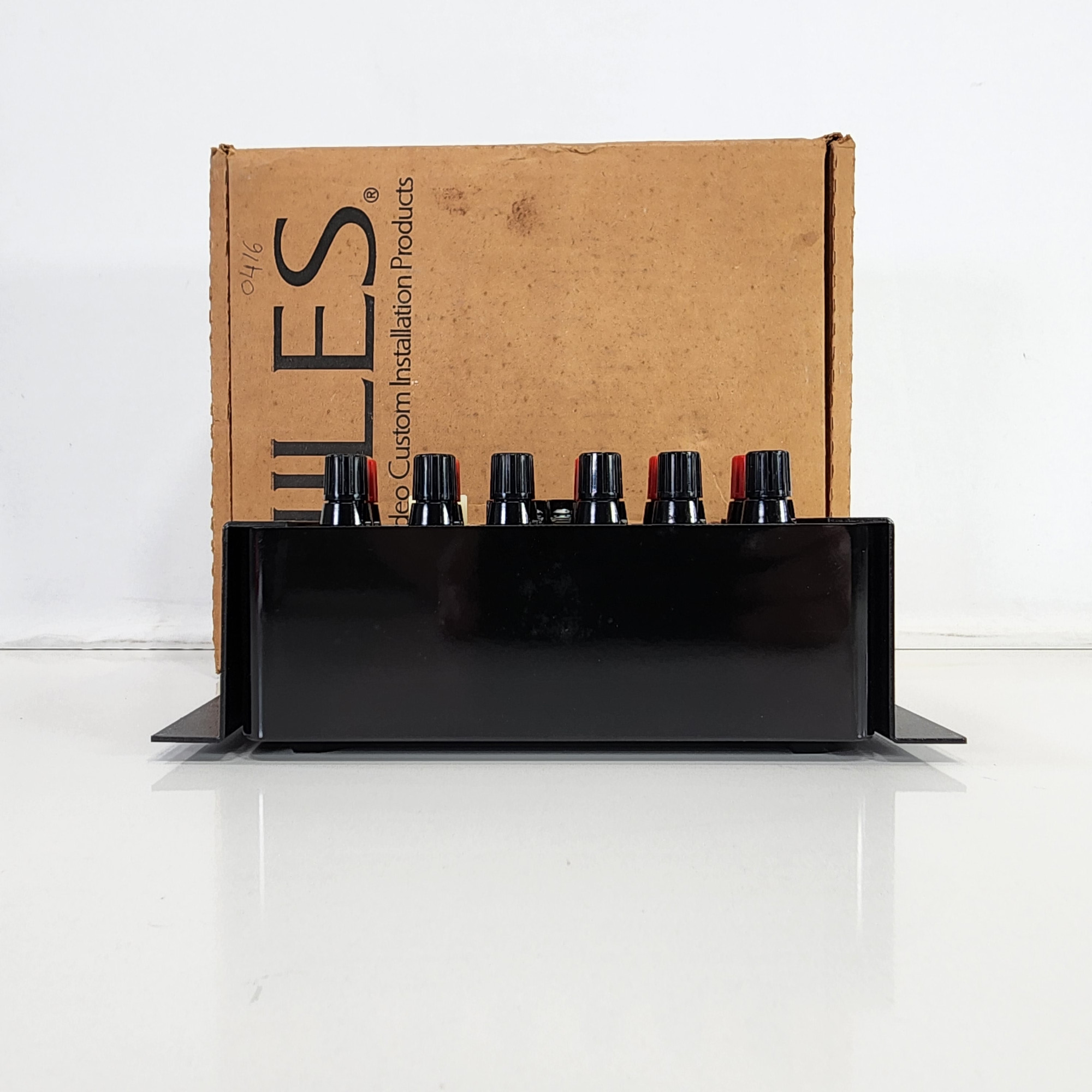Niles Audio SAS-1 Audio/Video/Voltage Activated Switching System - New ...