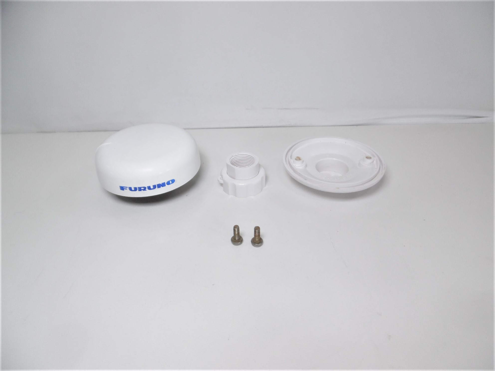 Furuno - GP-330B - GPS Antenna - Correct Date and Time!! - Tested Good ...