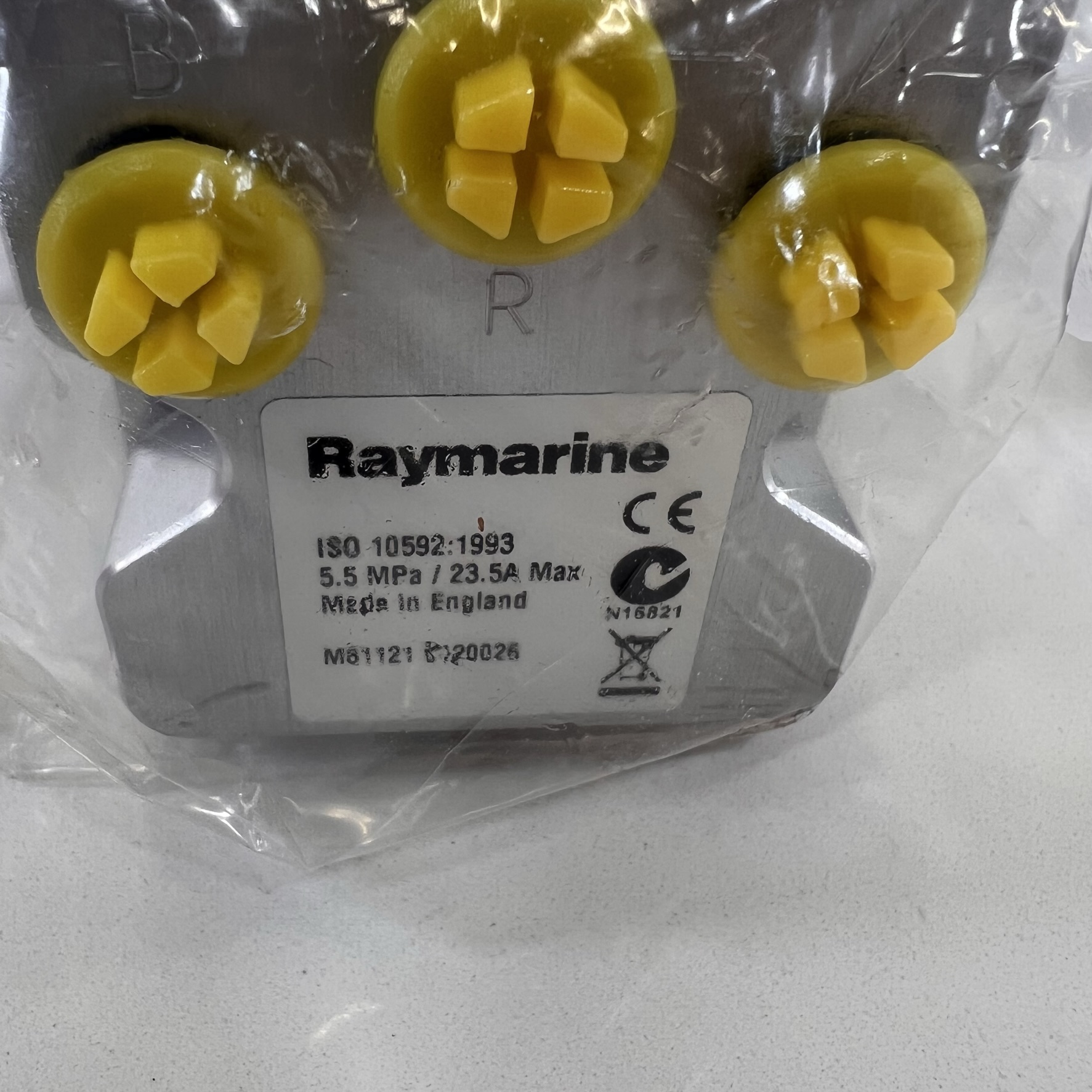 Raymarine M81121R Type 2 12-volt Reversible Pump for Marine Auto Pilot ...