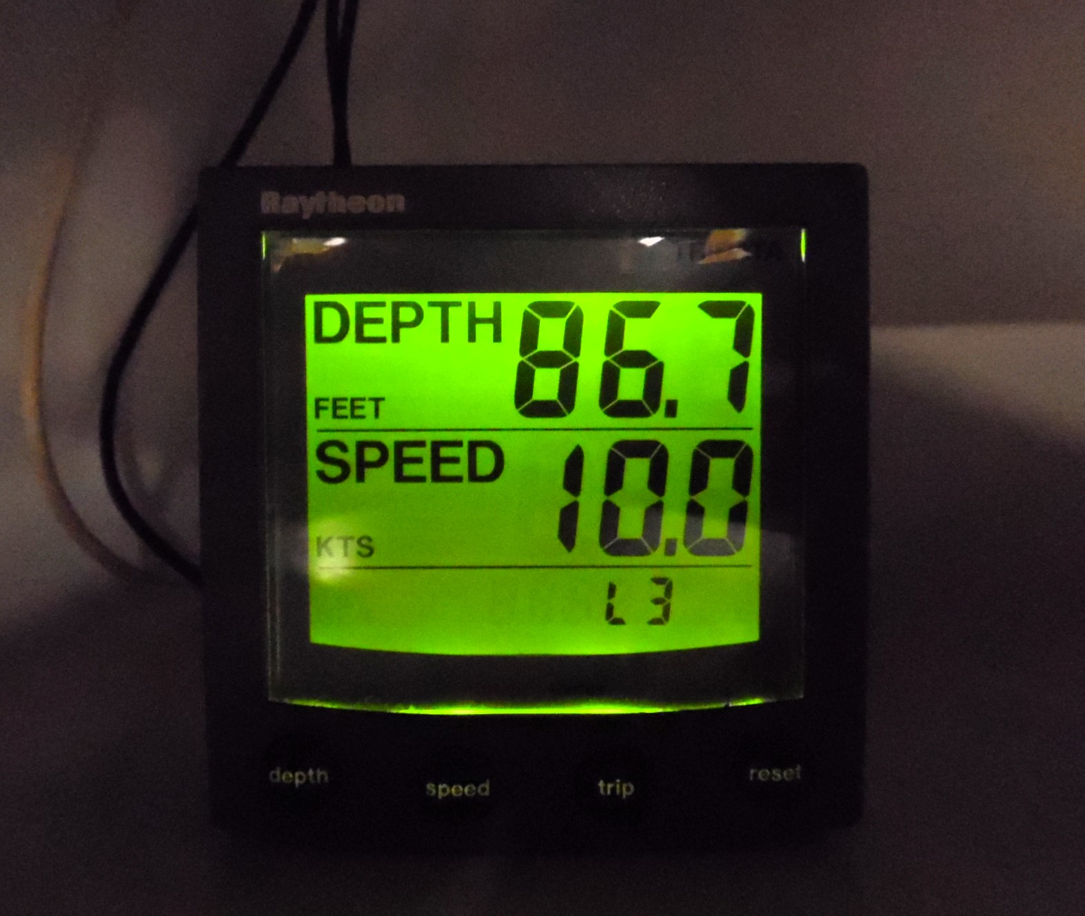 Raytheon ST60 TriData Instrument Display w/ Sun Cover & Cables - A22004 ...