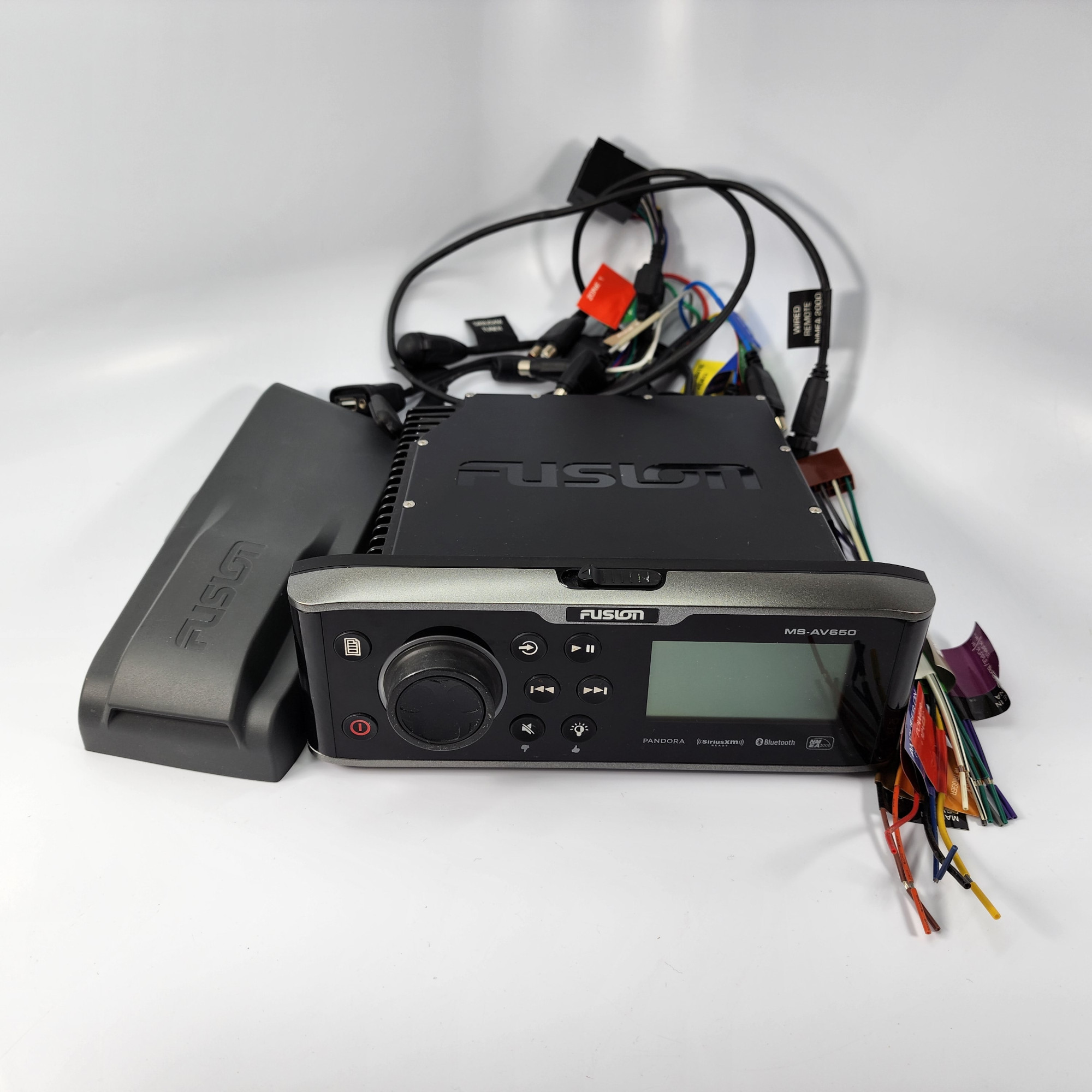 Fusion MS-AV650 Marine Entertainment System with DVD/CD Player - Tested ...