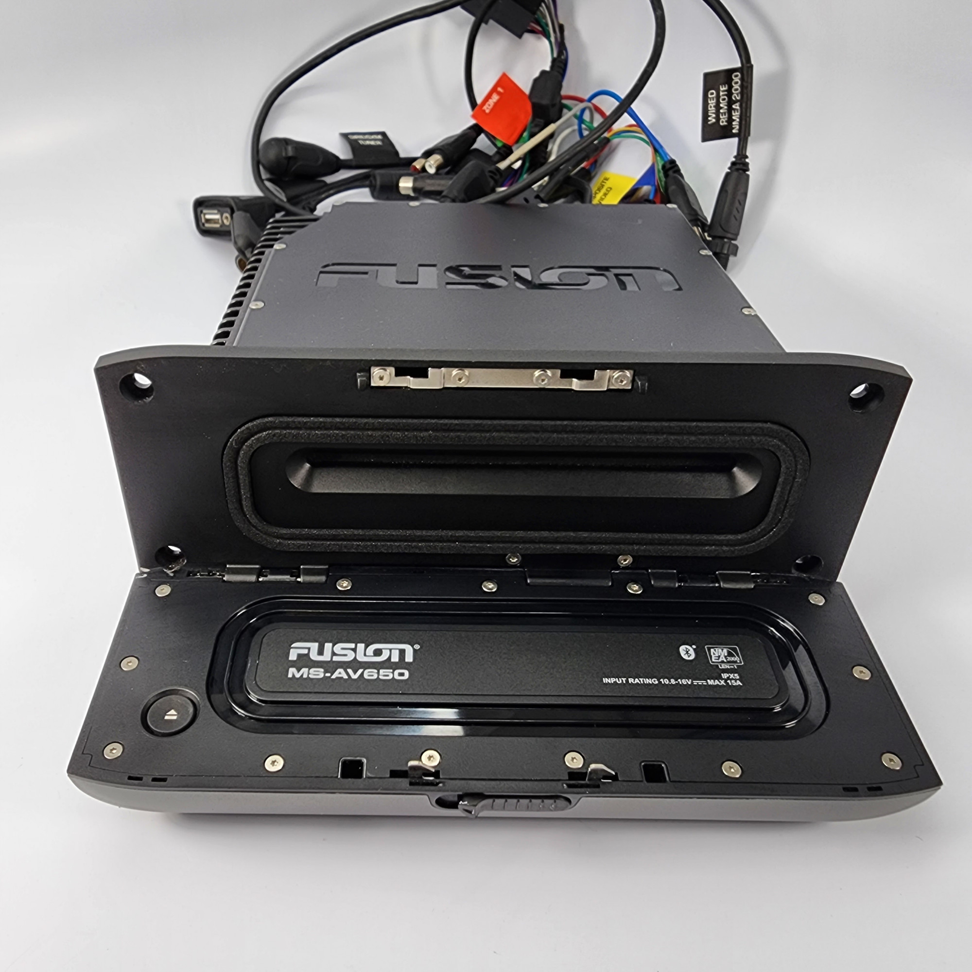 Fusion MS-AV650 Marine Entertainment System with DVD/CD Player - Tested ...