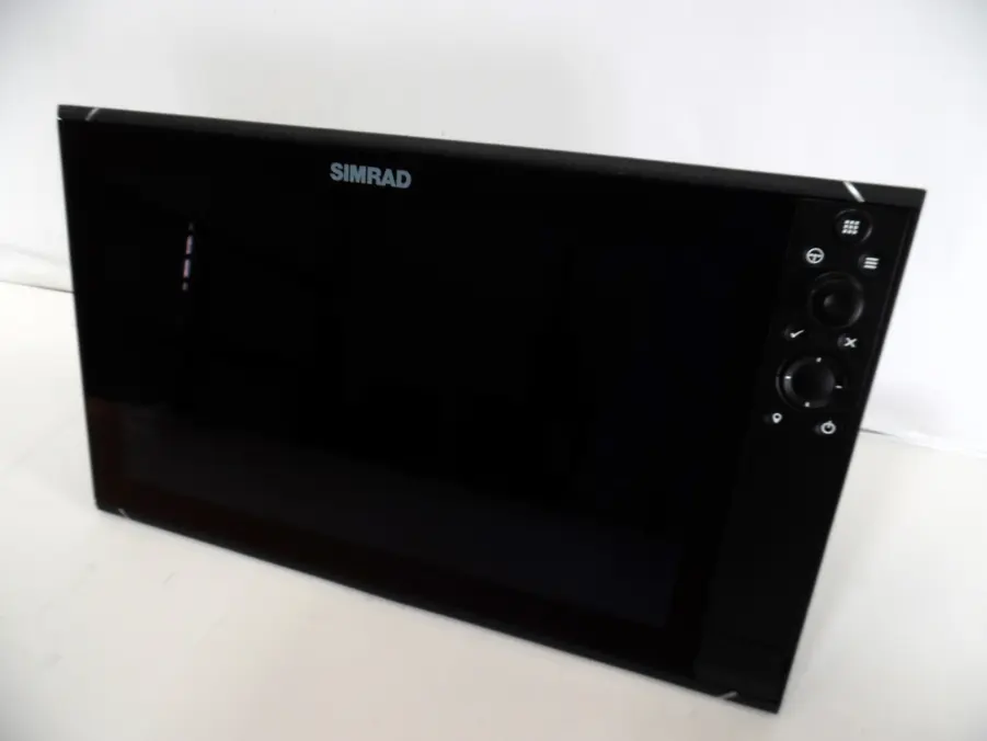 Simrad NSS16 Evo3 16″ Touchscreen MFD Chartplotter Tested Good W ...