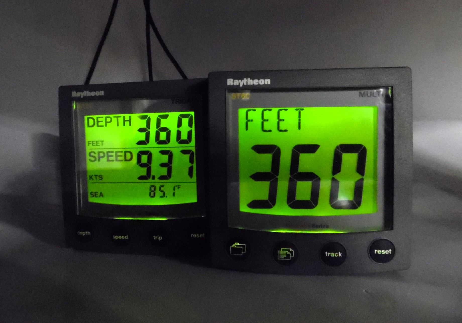 Raytheon ST60 Multi Display w/ Accessories - A22003 - Great Condition ...