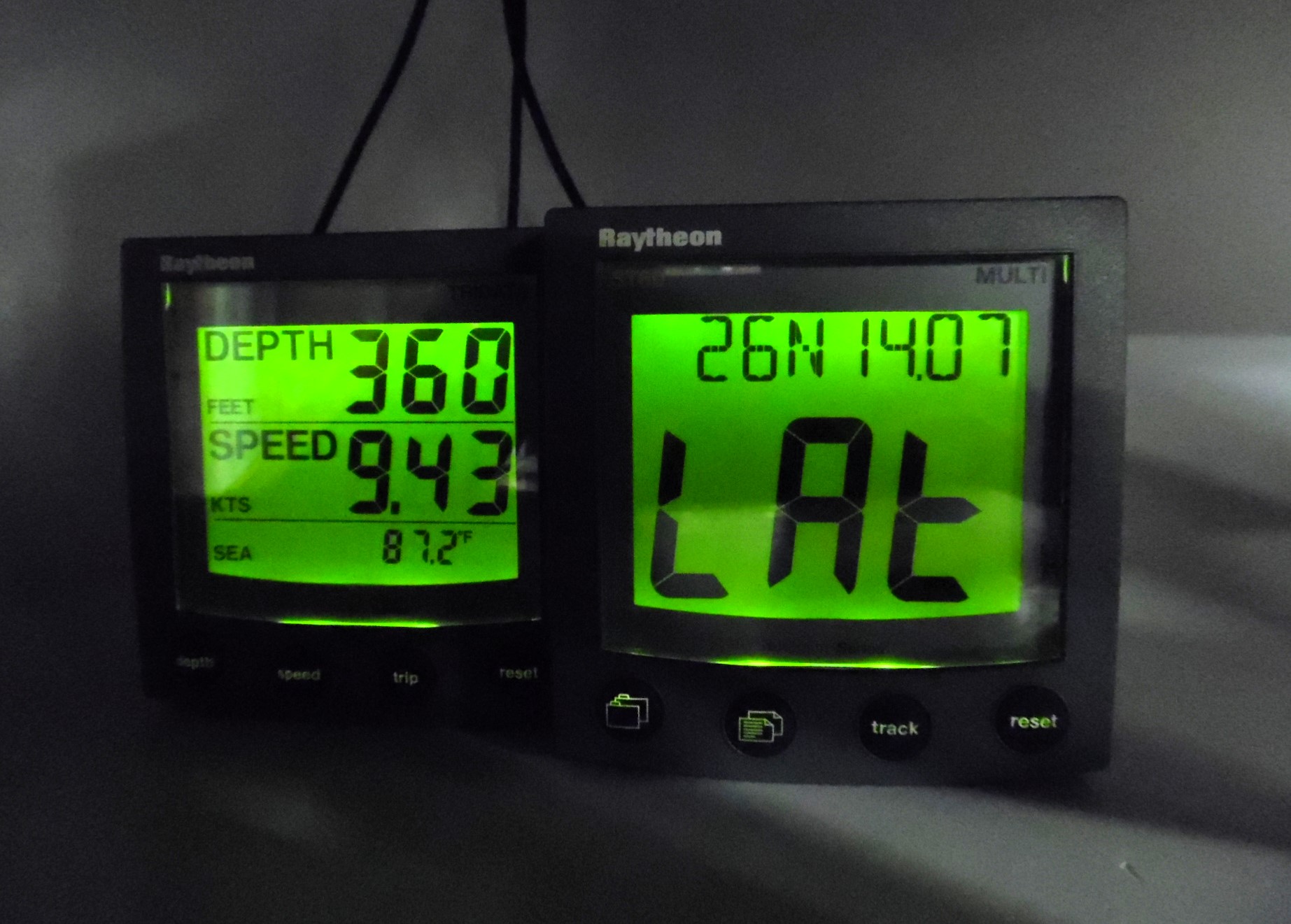 Raytheon ST60 Multi Display w/ Accessories - A22003 - Great Condition ...