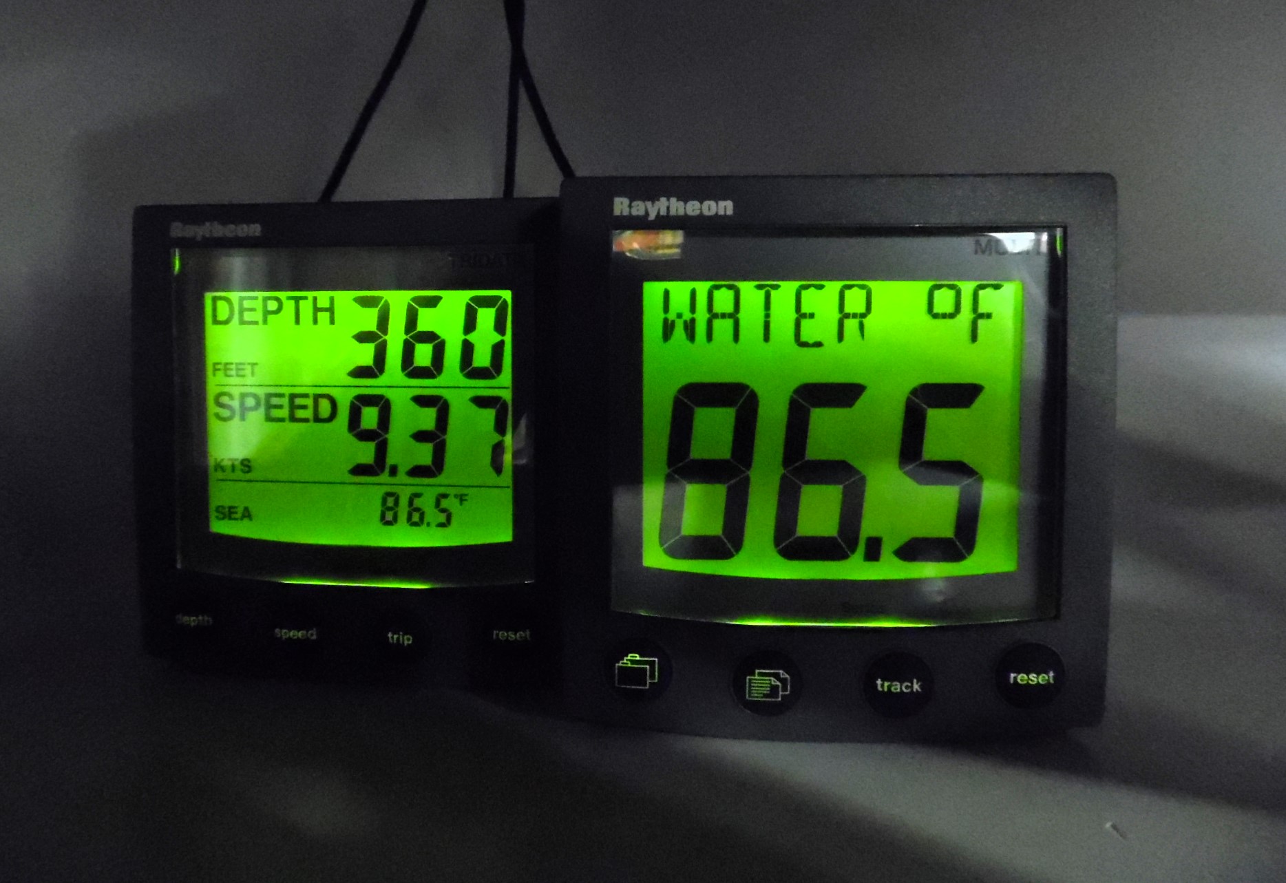 Raytheon ST60 Multi Display w/ Accessories - A22003 - Great Condition ...