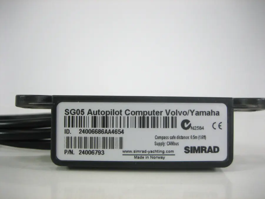 Simrad-SG05 Autopilot Computer Volvo/Yamaha-New Open Box - Max Marine ...