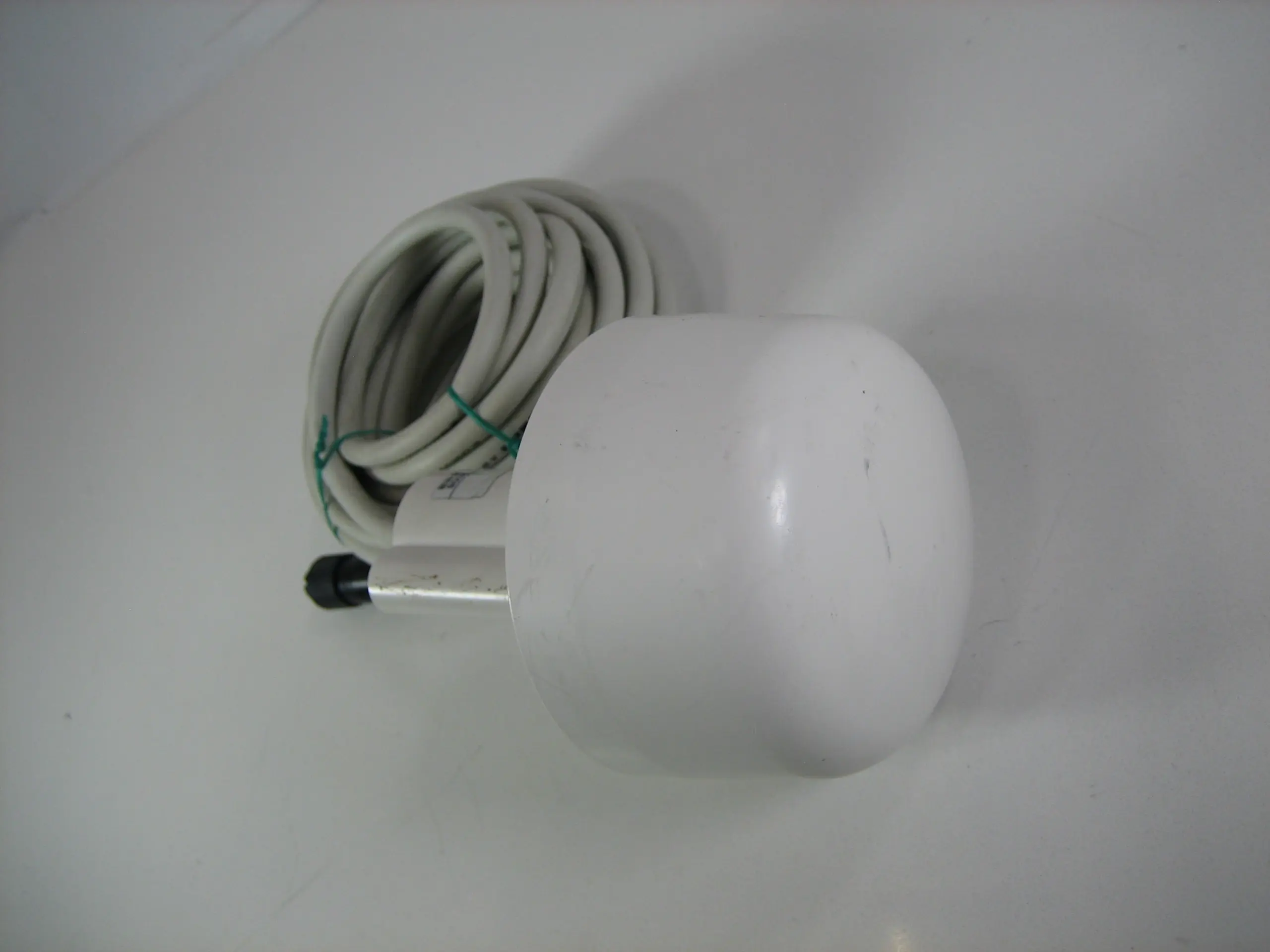 Furuno GP-320B GPS ANTENNA FOR Navnet VX1 VX2 3D - TESTED! - Max Marine ...