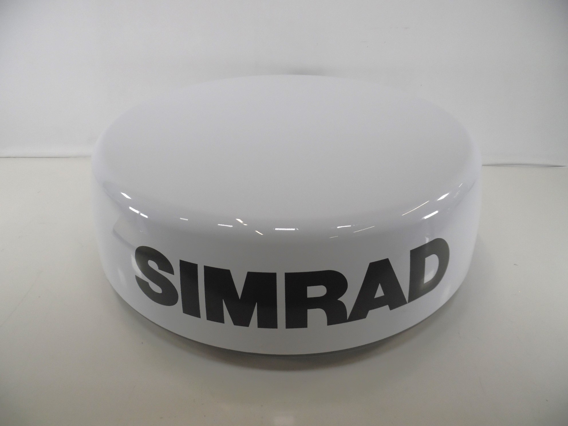 Simrad Halo24 Pulse Compression Dome Radar (000-14544-001) NEW Zero ...