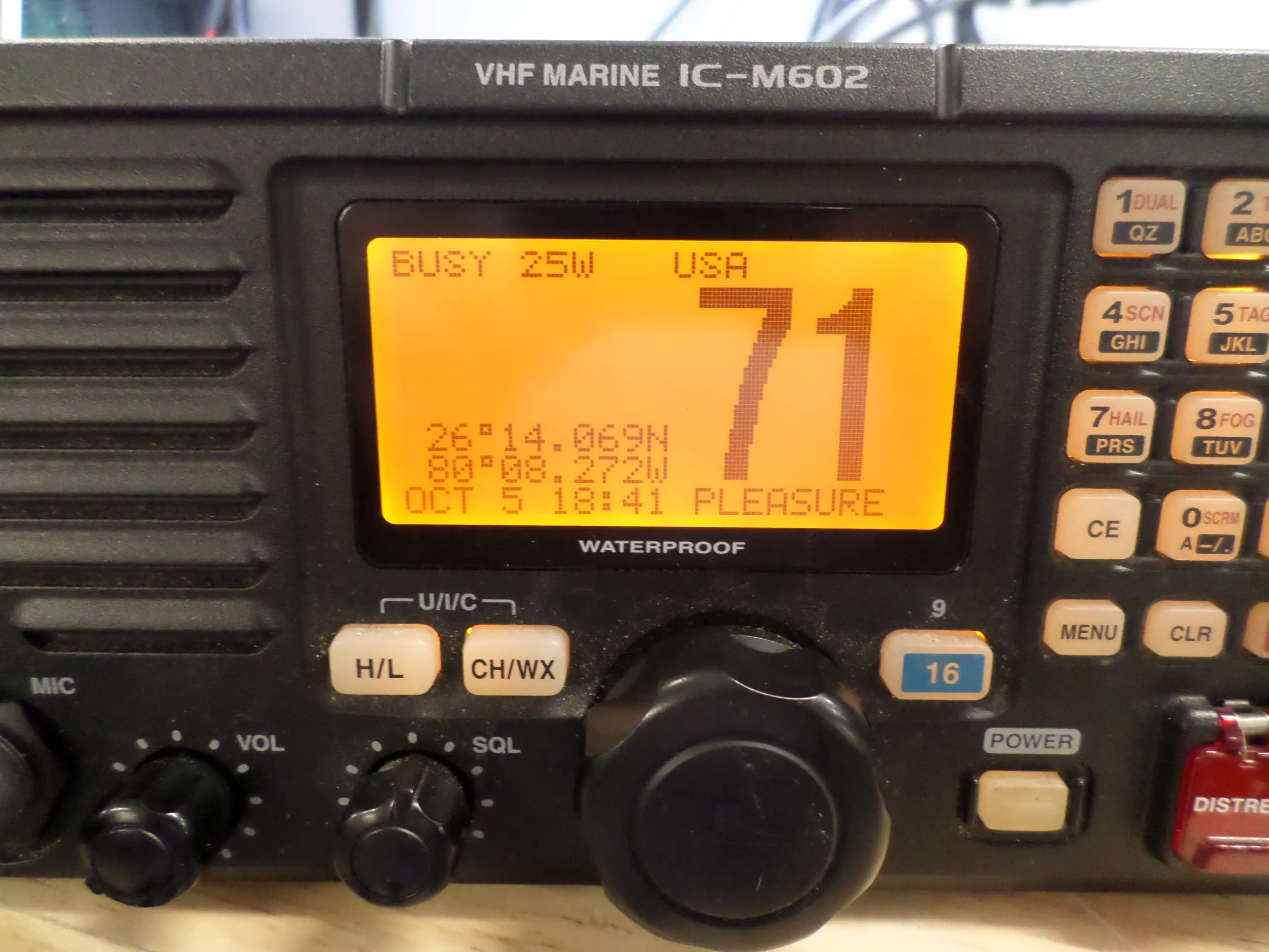 ICOM IC-M602 DSC VHF Marine Transceiver - Great Condition - Max Marine ...