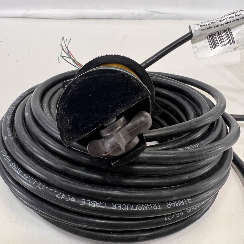 Raymarine DST800-P617V 200kHz Triducer Depth Speed Temp A22154 35-002-4 ...