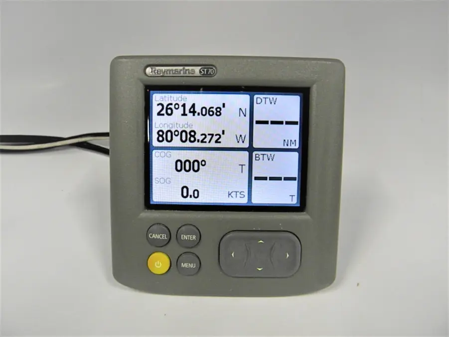 Raymarine ST70 Color Multifunction Instrument w/NEW LCD-E22105 *MME ...