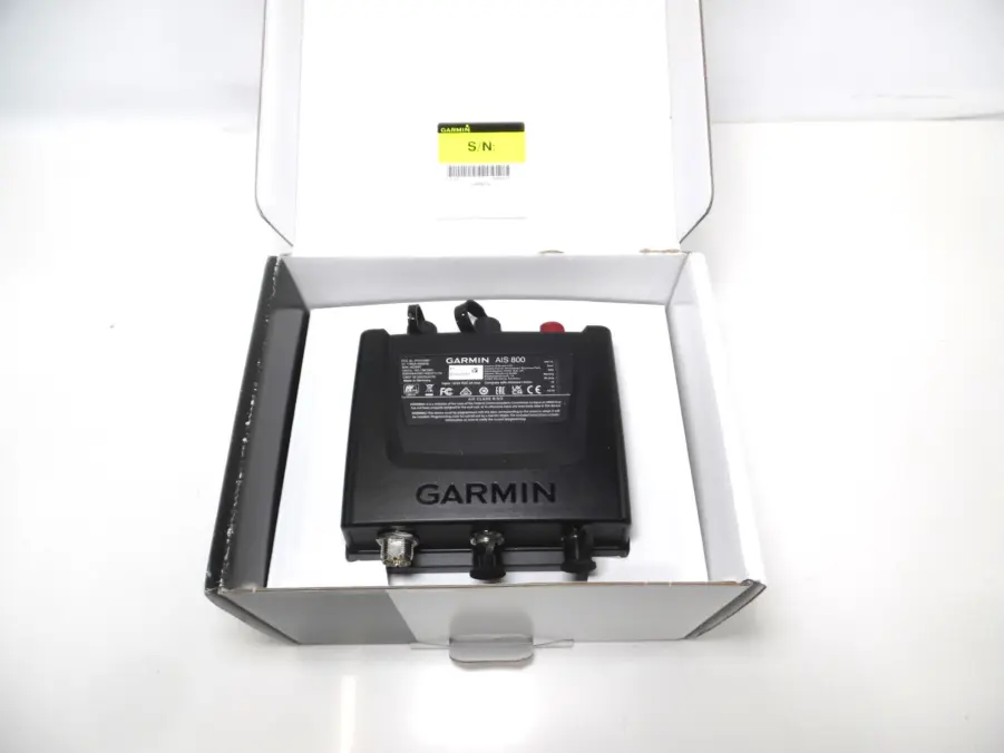 Garmin AIS 800 Blackbox Transceiver - NEW - 010-02087-00 - Max Marine ...
