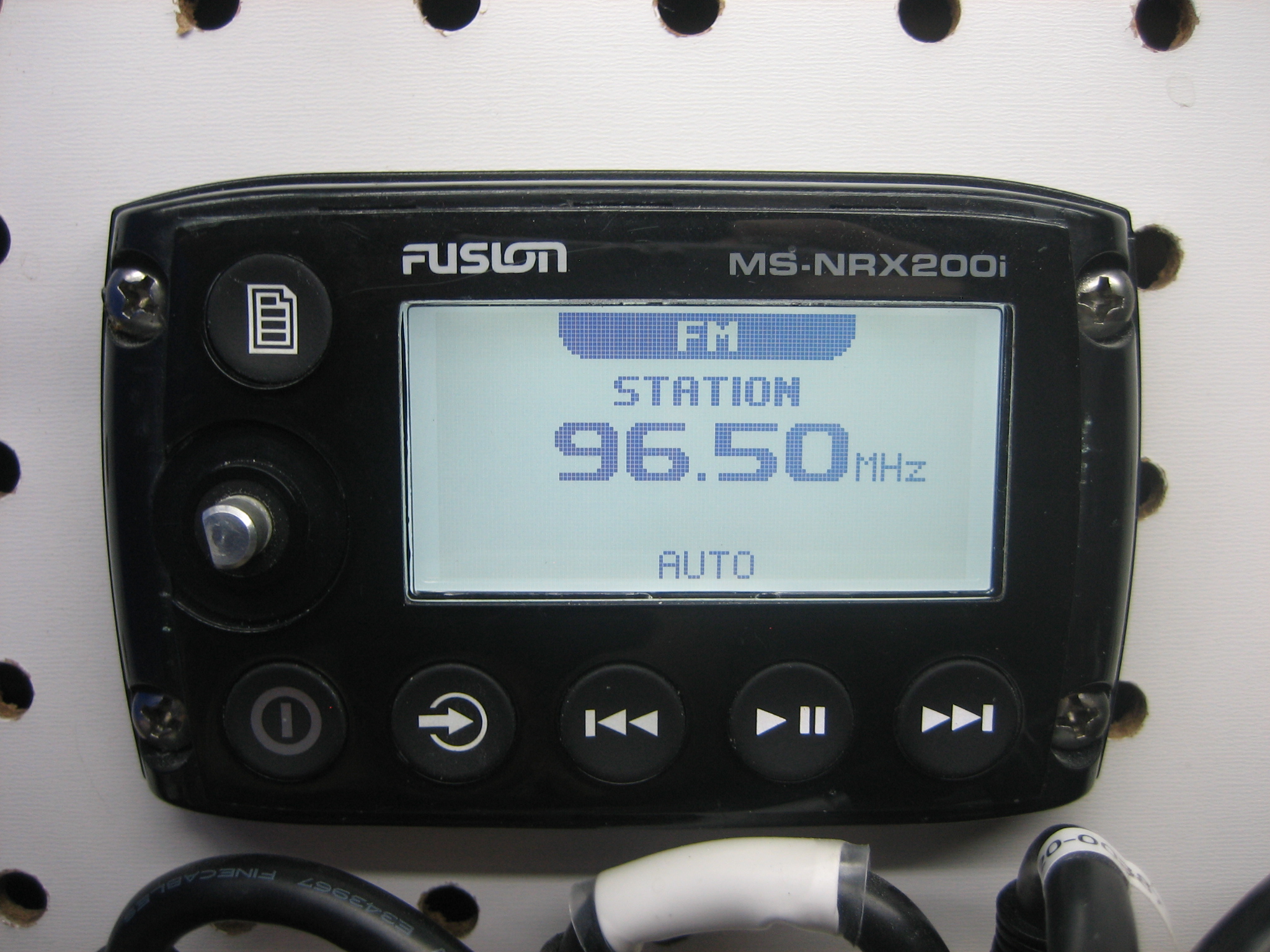 Fusion MS-BB300 Black Box Marine Stereo-AM/FM Radio-Bluetooth - Max ...