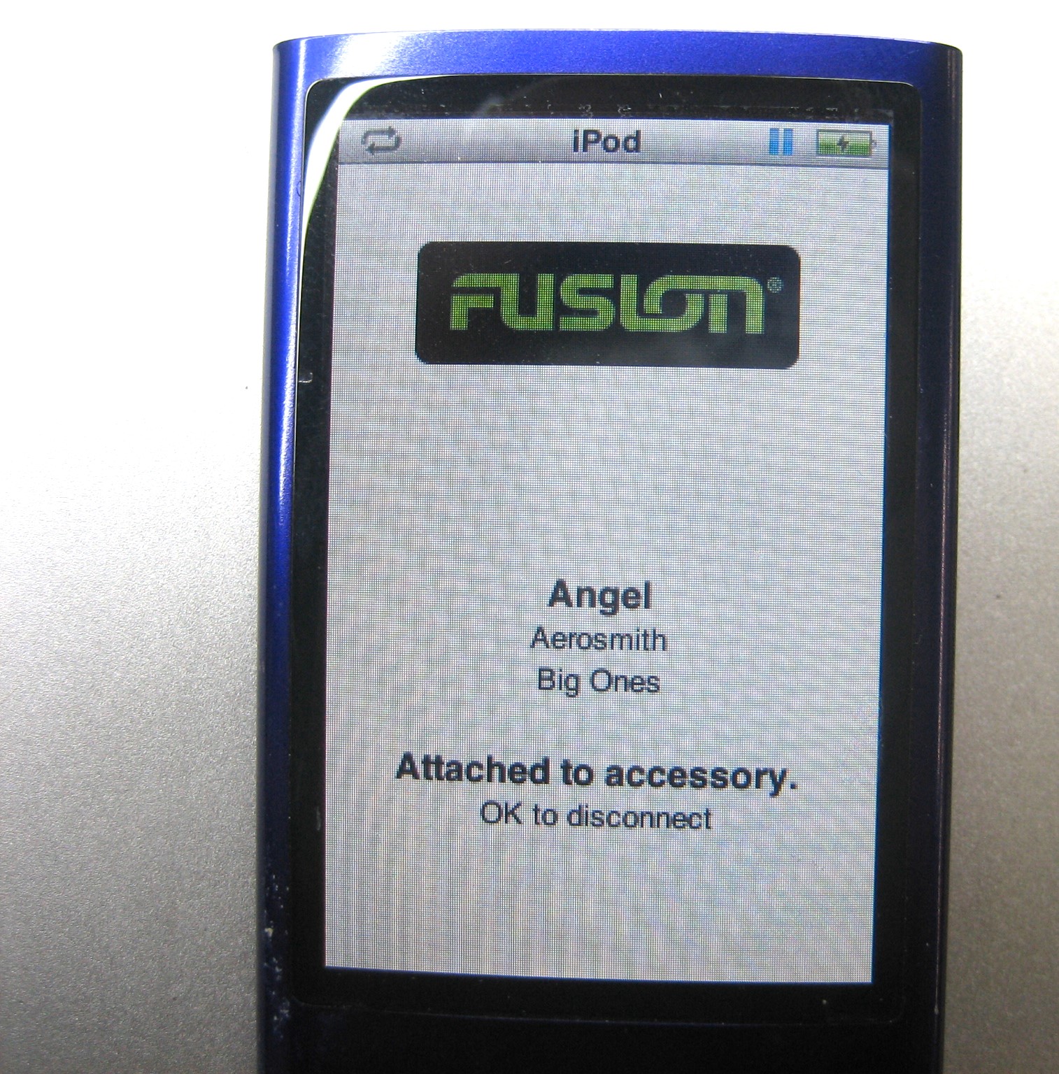 Fusion/MS-AV700i Marine Stereo-DVD/CD/FM/AM/Aux-W/BT100 Bluetooth Receiver - Max Marine Electronics