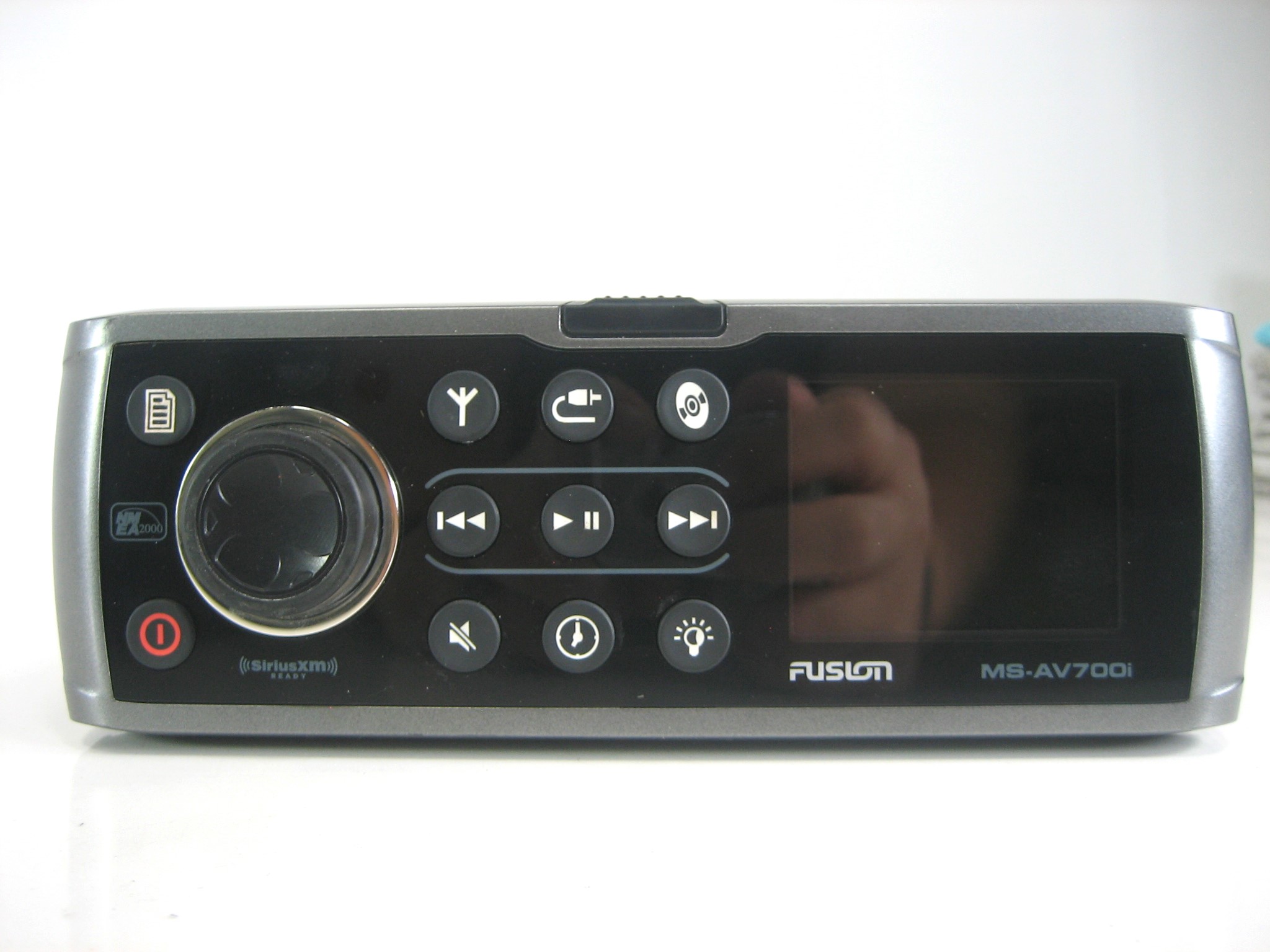 Fusion/MS-AV700i Marine Stereo-DVD/CD/FM/AM/Aux-W/BT100 Bluetooth ...