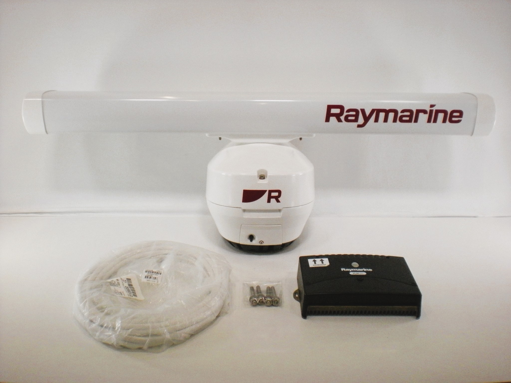 Raymarine 12kw Magnum Open Array Radar With VCM100 & New 10m Cable ...