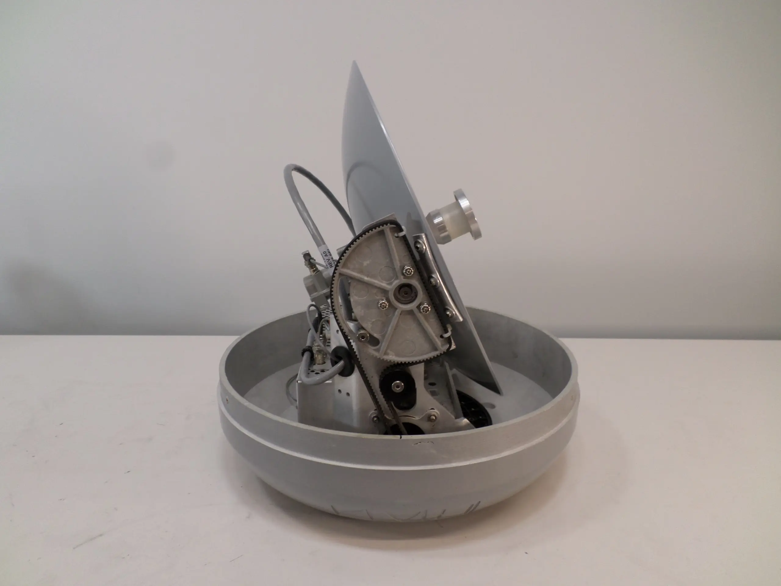 KVH TracVision TV3 37cm Marine Satellite Tracking System - Max Marine ...