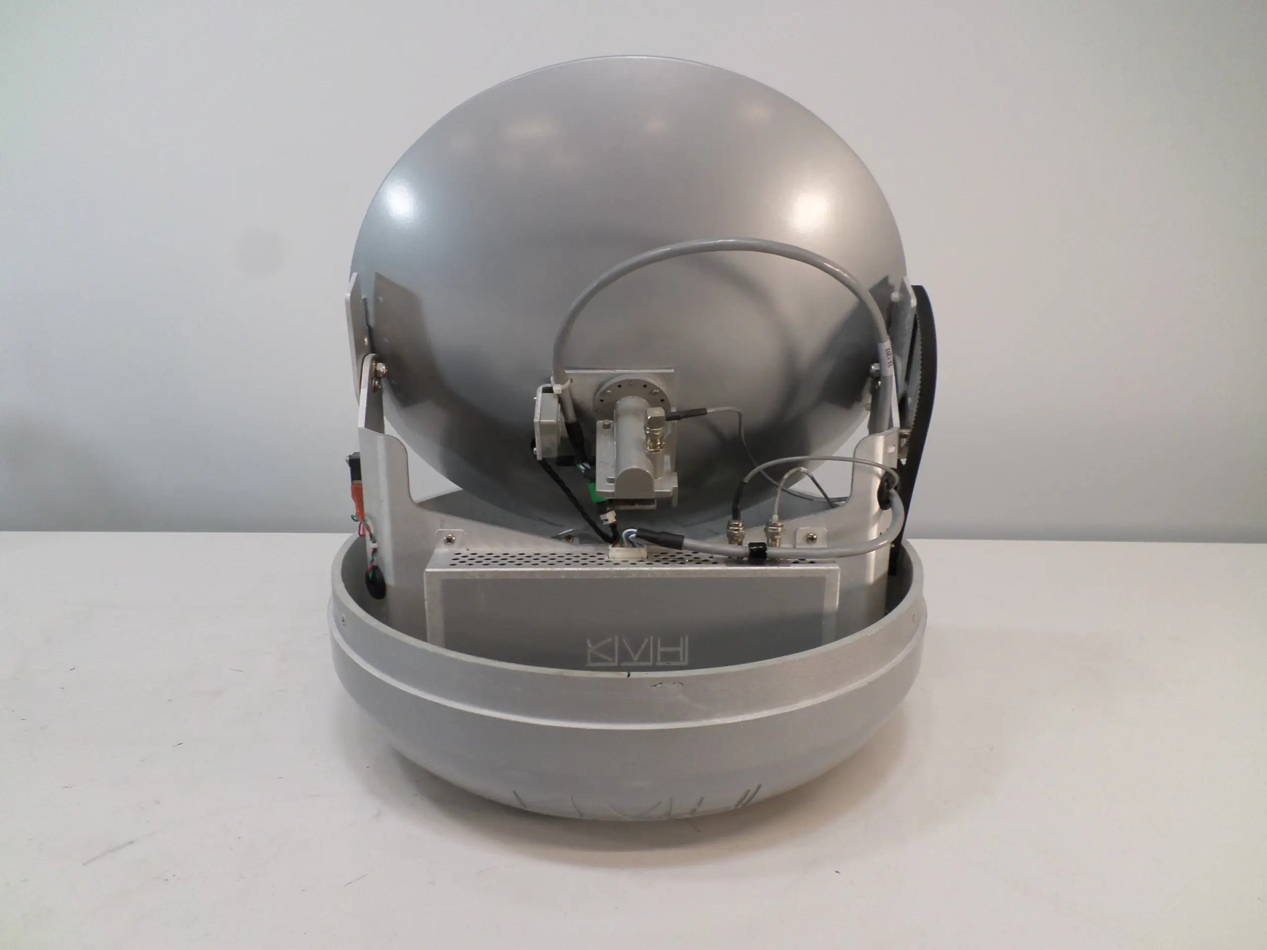 KVH TracVision TV3 37cm Marine Satellite Tracking System - Max Marine ...