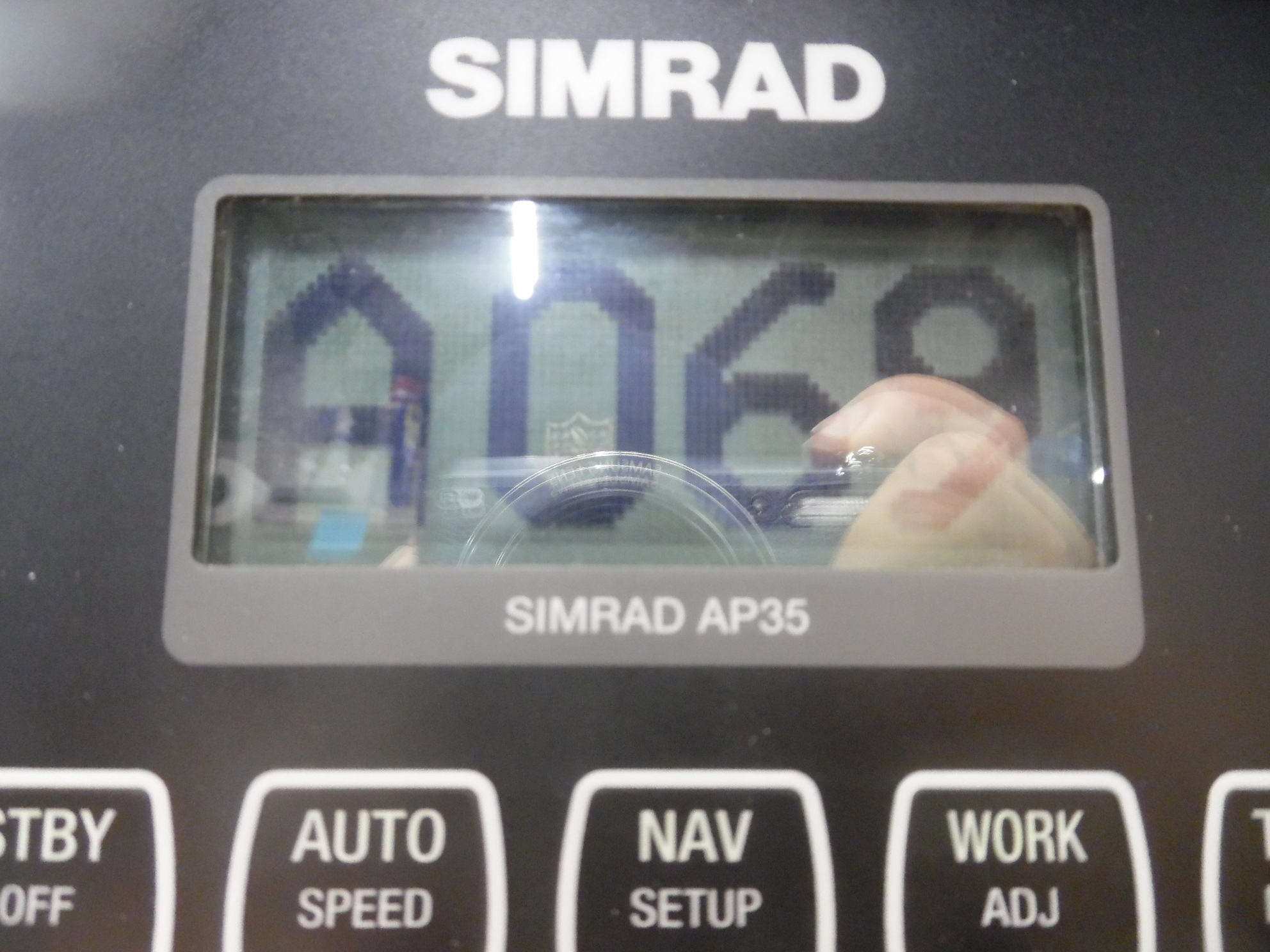 Simrad AP35 2208937 Boat Autopilot Control Head - Max Marine Electronics