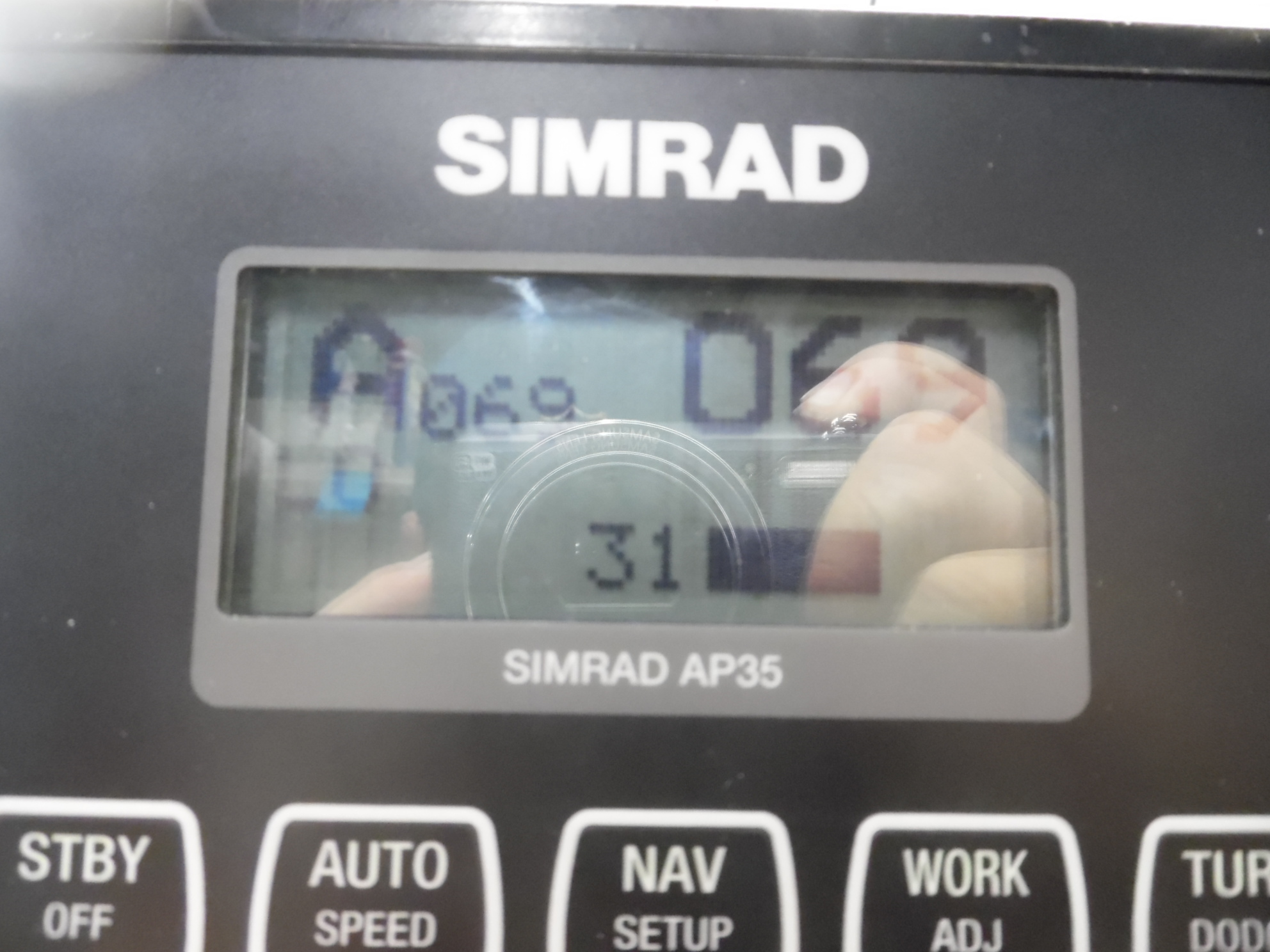 Simrad AP35 2208937 Boat Autopilot Control Head - Max Marine Electronics