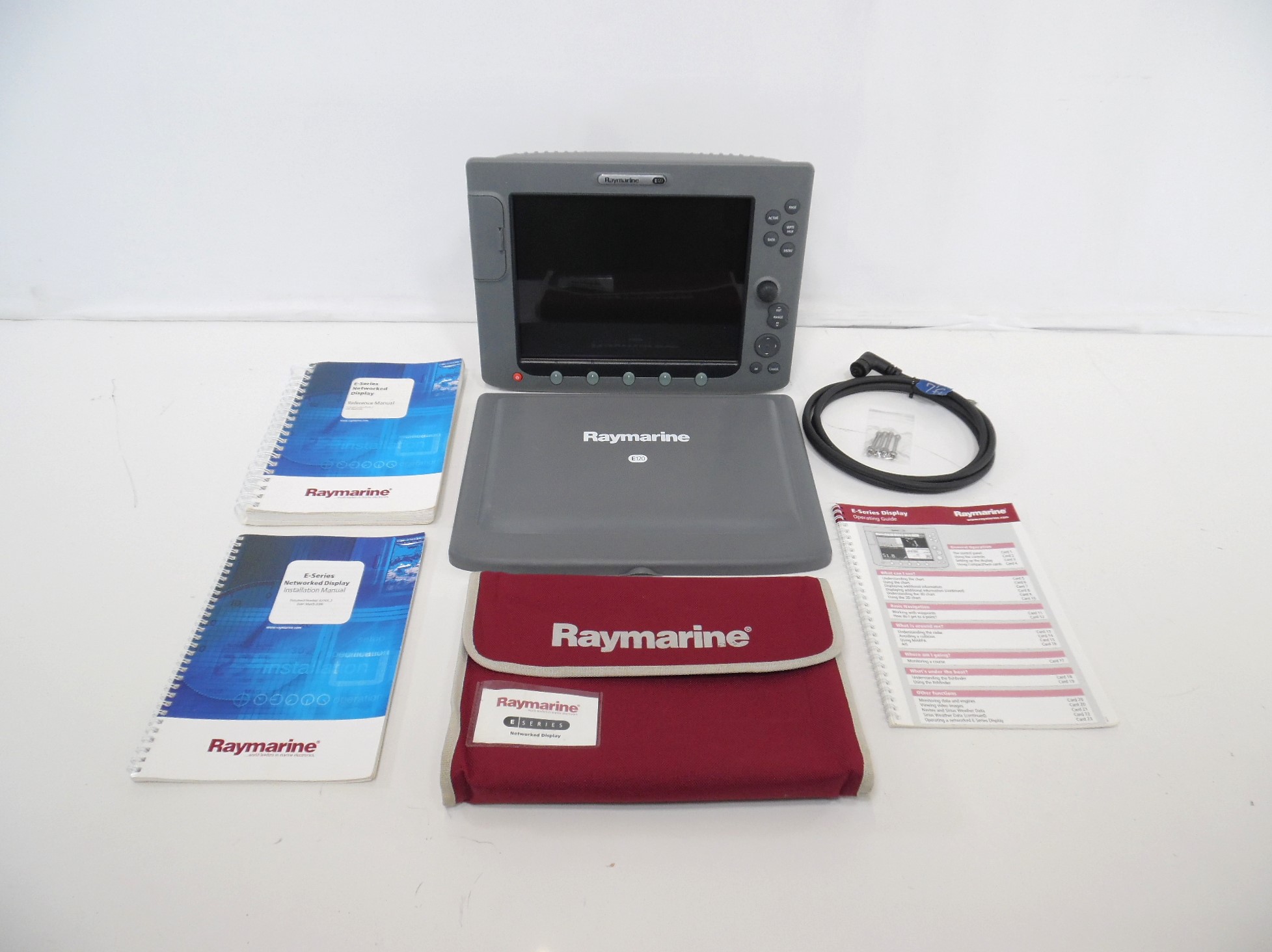 Raymarine E120 Classic Display E02013 w/ Bezel & Sun Cover ...