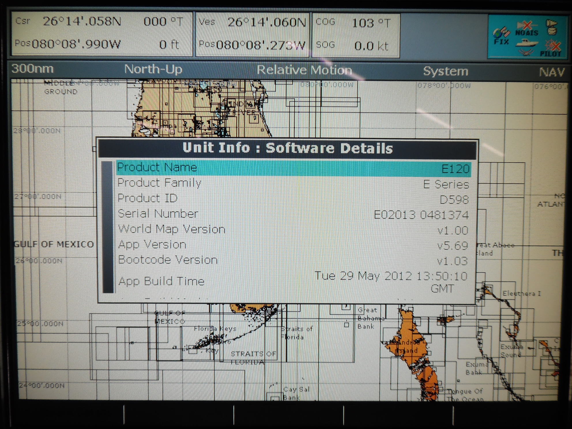 Raymarine E120 Classic Display E02013 w/ Bezel & Sun Cover ...