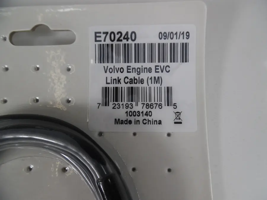 Raymarine E70240 Volvo EVC Link Cable 1 Meter - NEW - Connects Y-loom ...