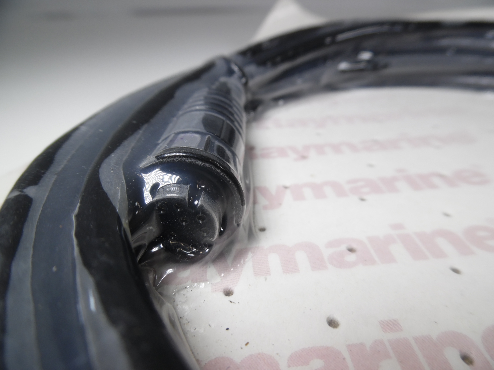Raymarine Raynet (F) to Seatalk HS (M) Cable - 3 Meters - NEW - Max ...