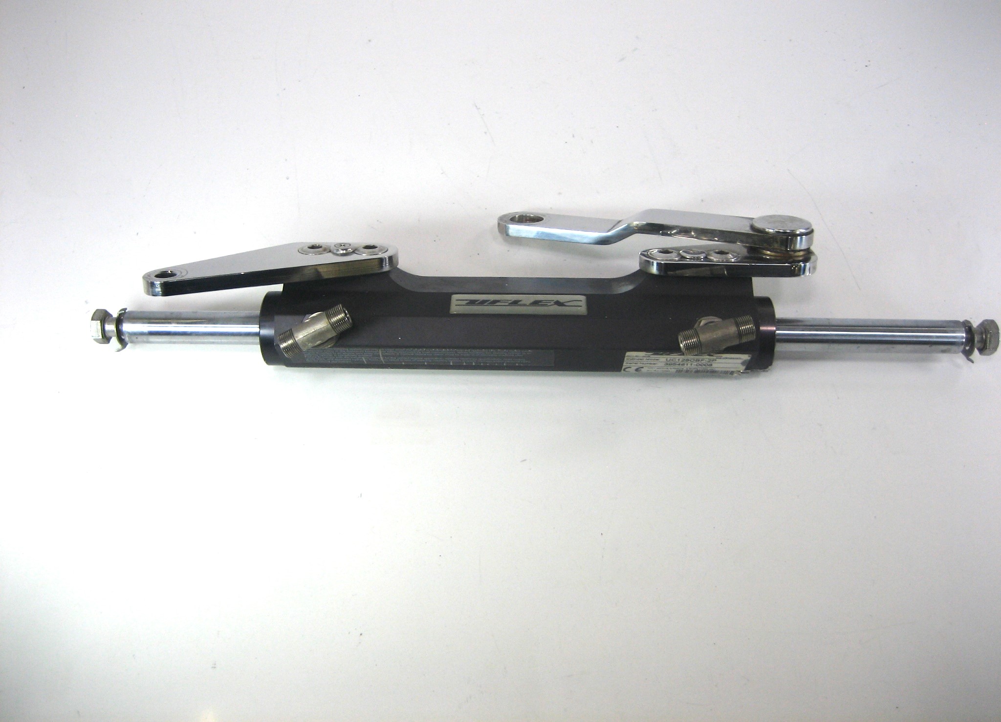 Uflex/UC128OBF-2P/Front-Mount/Outboard Hydraulic Cylinder - Max Marine ...