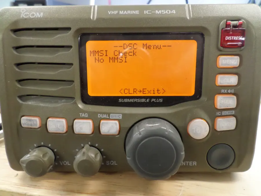 ICOM IC-M504 Marine VHF Radio - No Front Mic Port* - Fully Tested - Max ...
